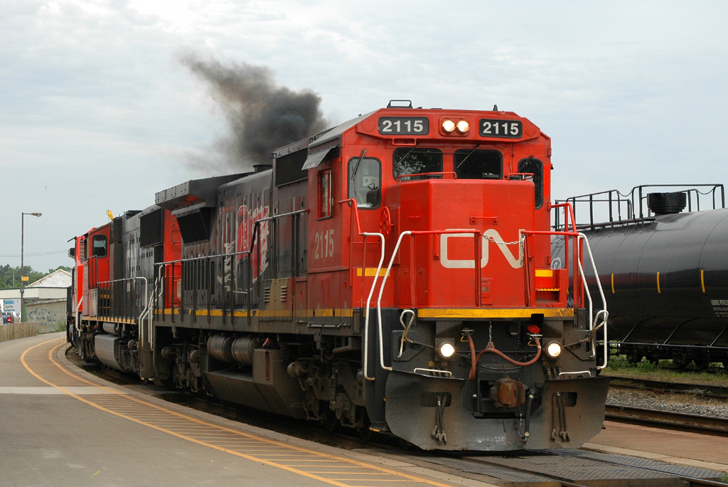 Railpictures.ca - James Gardiner Photo: CN 2115 – CN 5639 – CN 2153 accelerating 148 out of ...