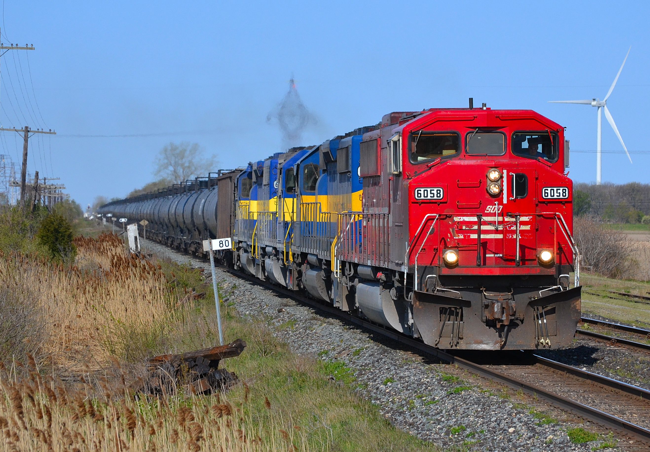 Railpictures.ca - Jay Butler Photo: CP 642 led by SOO 6058 and a trio of ICE and DMEs, heads ...
