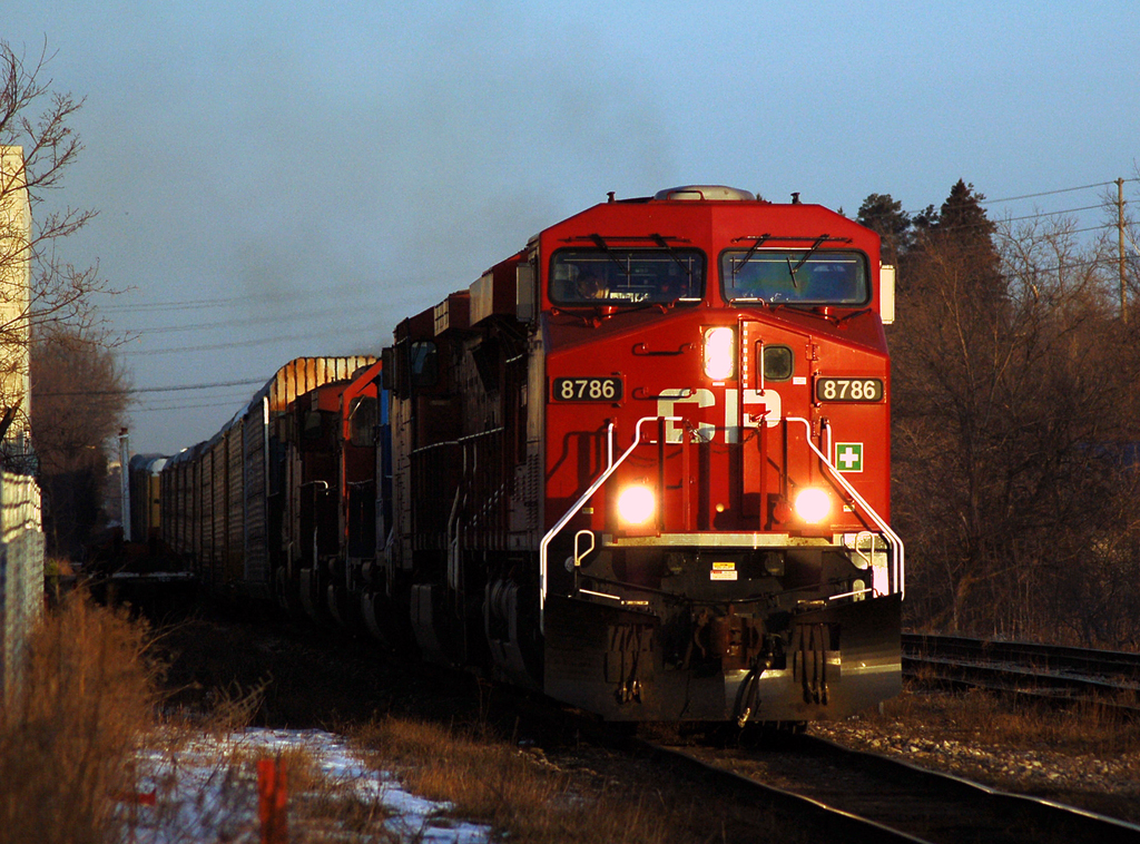 Railpictures.ca - James Gardiner Photo: CP 138 lifting 18 autoracks from the Waterloo Main ...