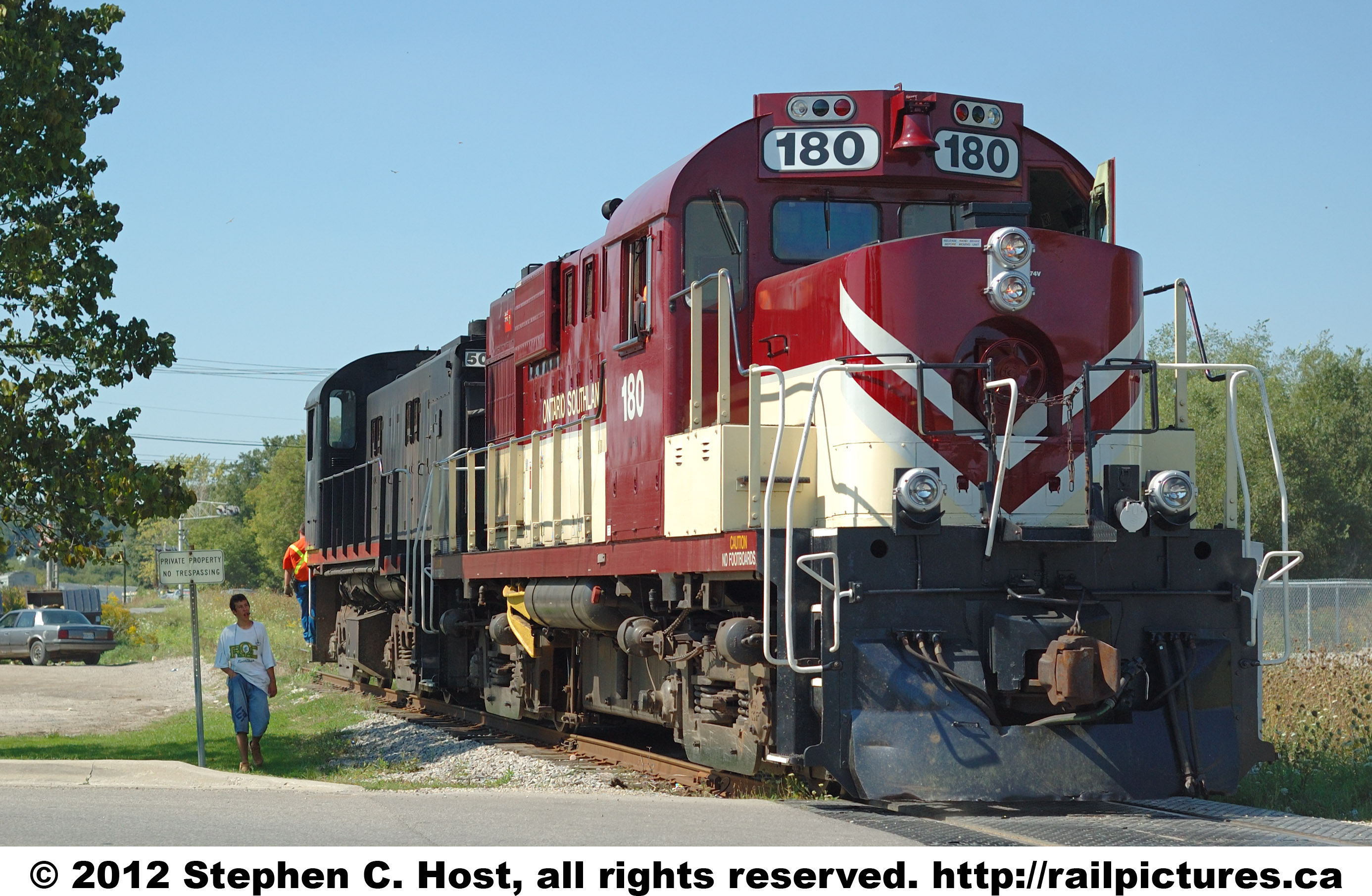 Railpictures.ca - Stephen C. HOst Photo: OSRX 180 is shown trailing as OSR works the south end ...