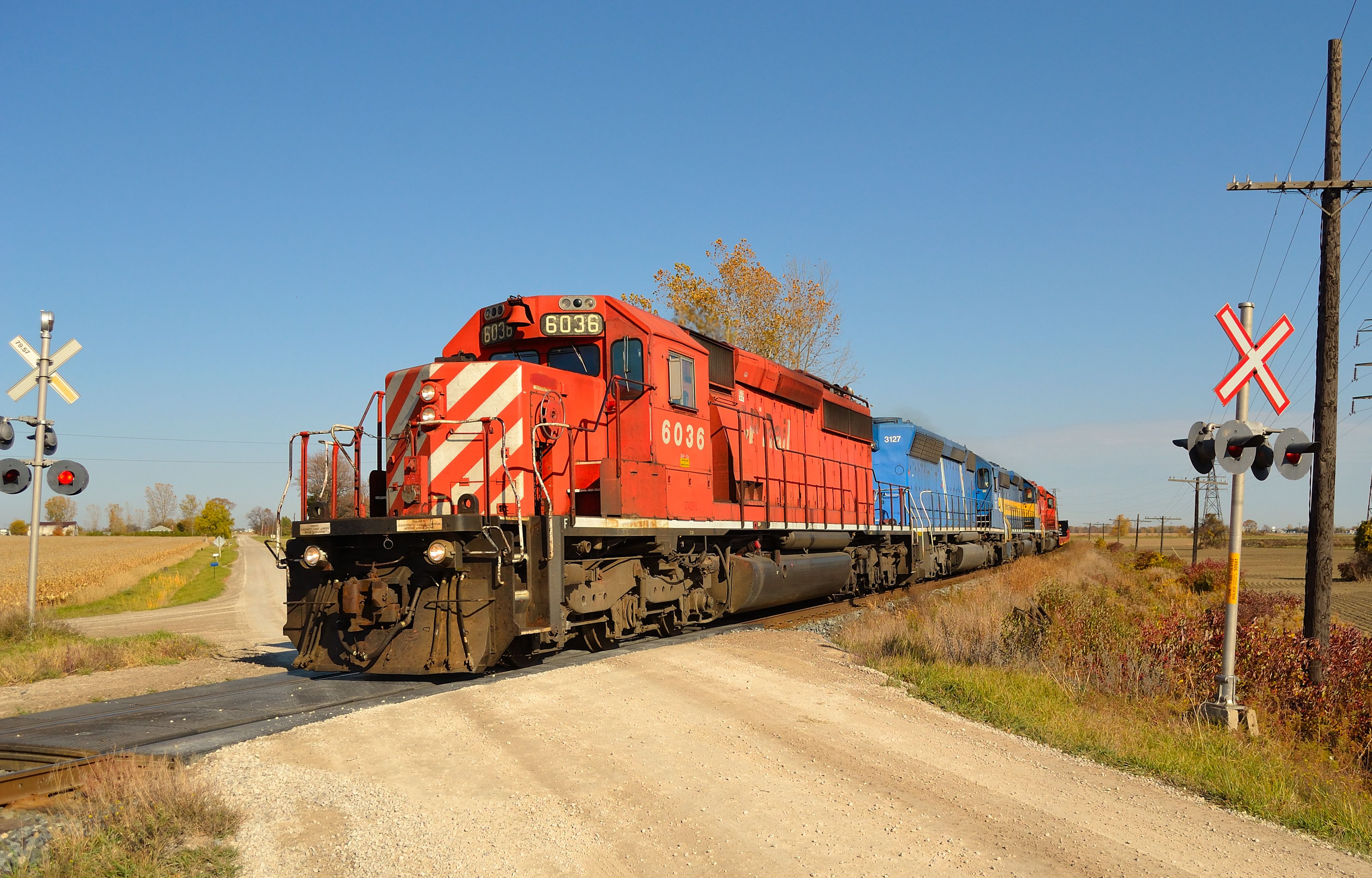 Railpictures.ca - Jay Butler Photo: CP 641 passes west thru Tilbury with a great all EMD consist ...