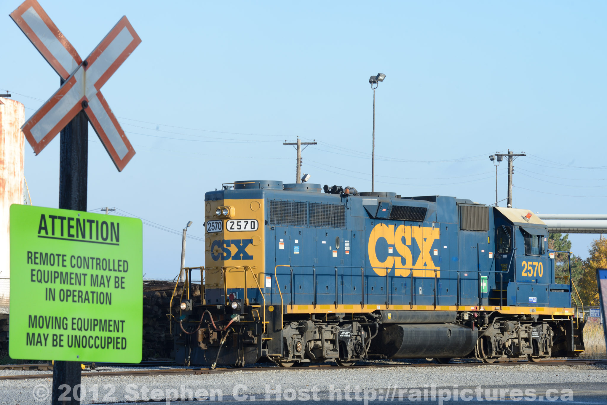 Railpictures.ca - Stephen C. Host Photo: New toy for the boys: Canadian assigned CSXT 2570 now ...