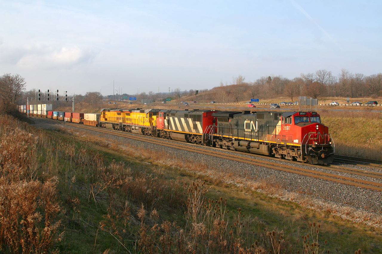 Railpictures.ca - Rob Eull Photo: CN 148 rolls through Snake with IC 2697, CN 2404, CREX 9040 ...