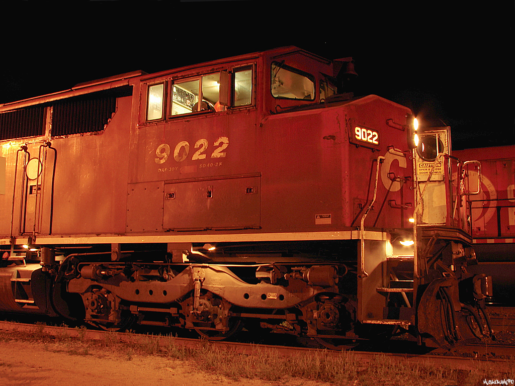 Railpictures.ca - MuskokaMoFo Photo: CP 9022 South with the Toronto crew on board for the last ...