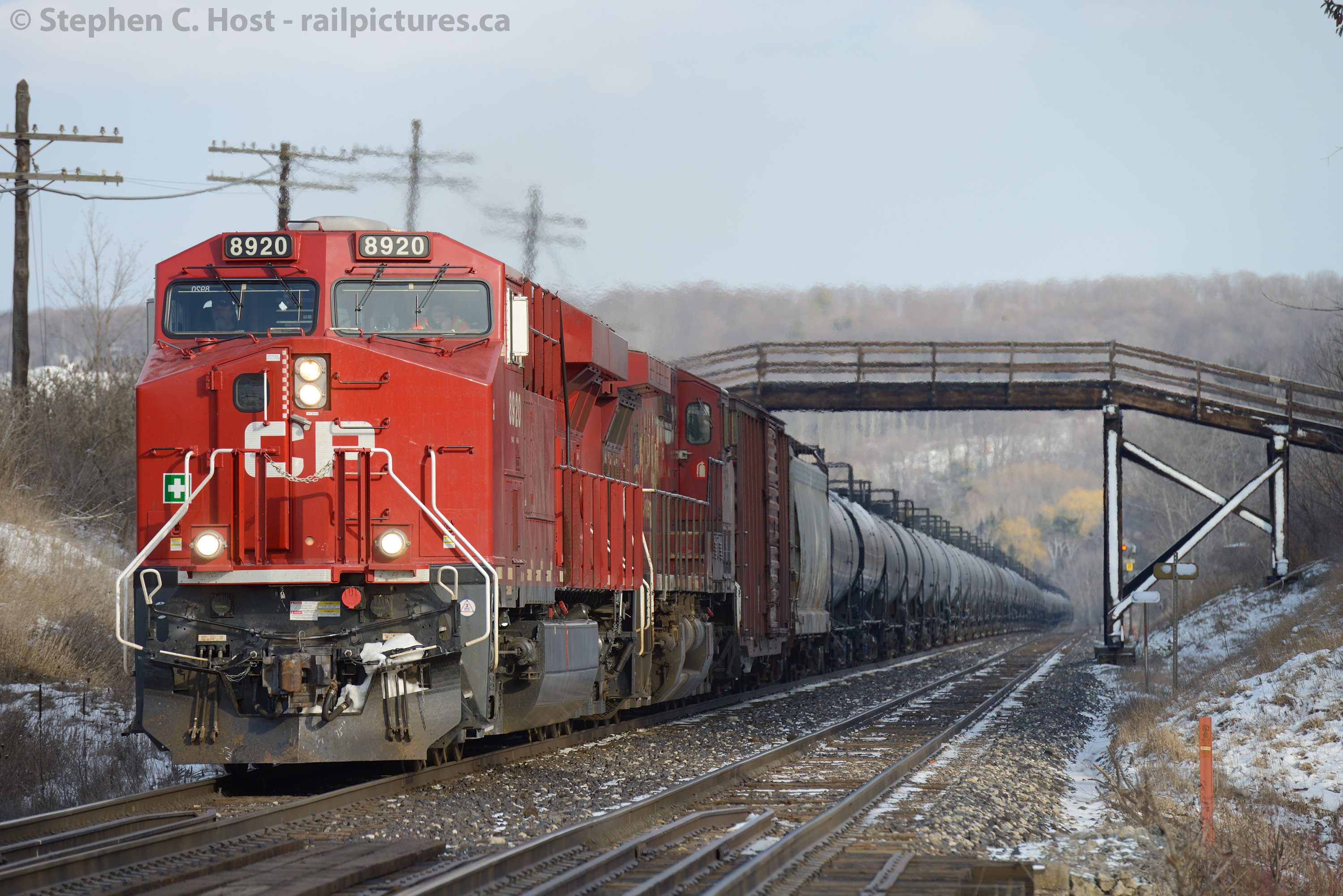 Railpictures.ca - Stephen C. Host Photo: CP train 609-408 is cruising up Campbellville hill ...