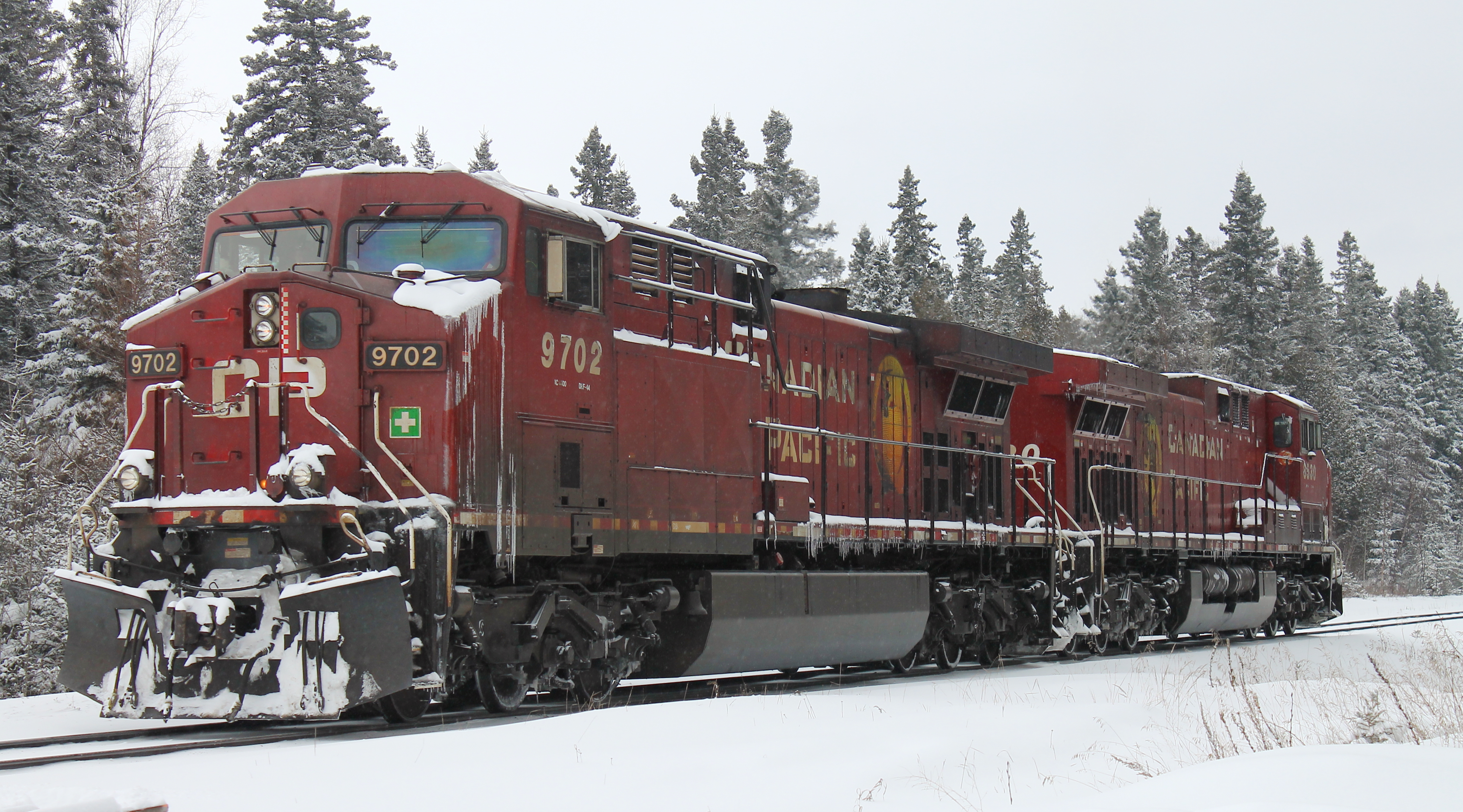 Railpictures.ca - Bryan Martyniuk Photo: CP 9702 / CP 8530 – is proceeding eastward on the ...