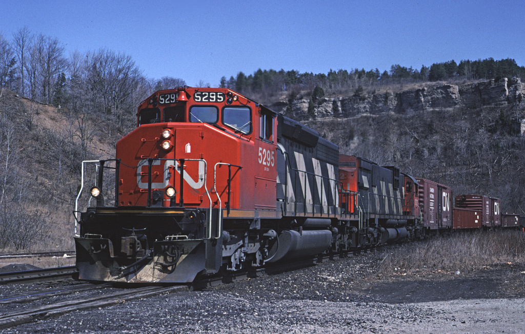 Railpictures.ca - Glenn Courtney Photo: CN SD40-2W 5295 leads train #381 past the site of the ...