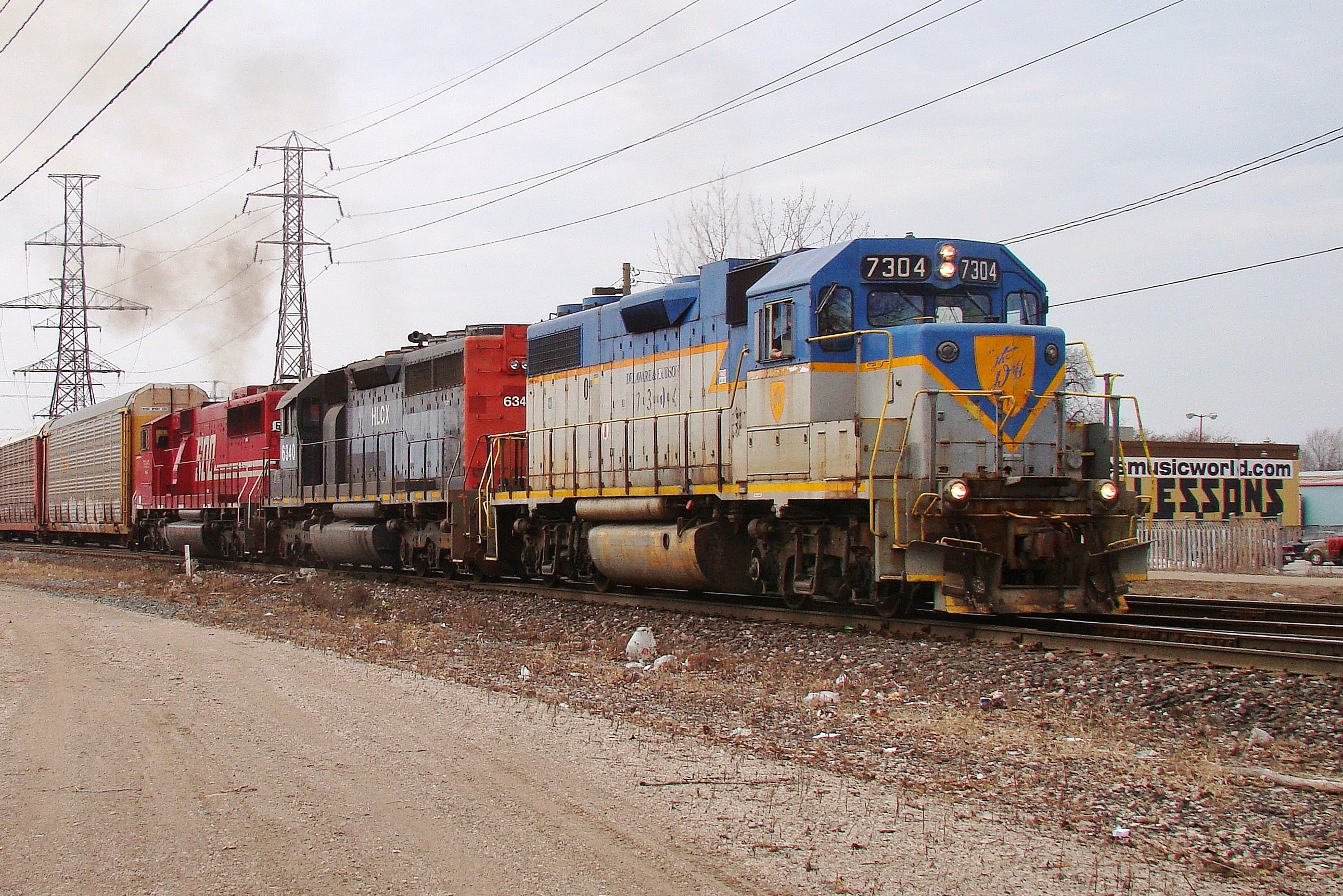 Railpictures.ca - Myles Roach Photo: What a great latchup this was! D&H 7304 leads HLCX 6340 (ex ...