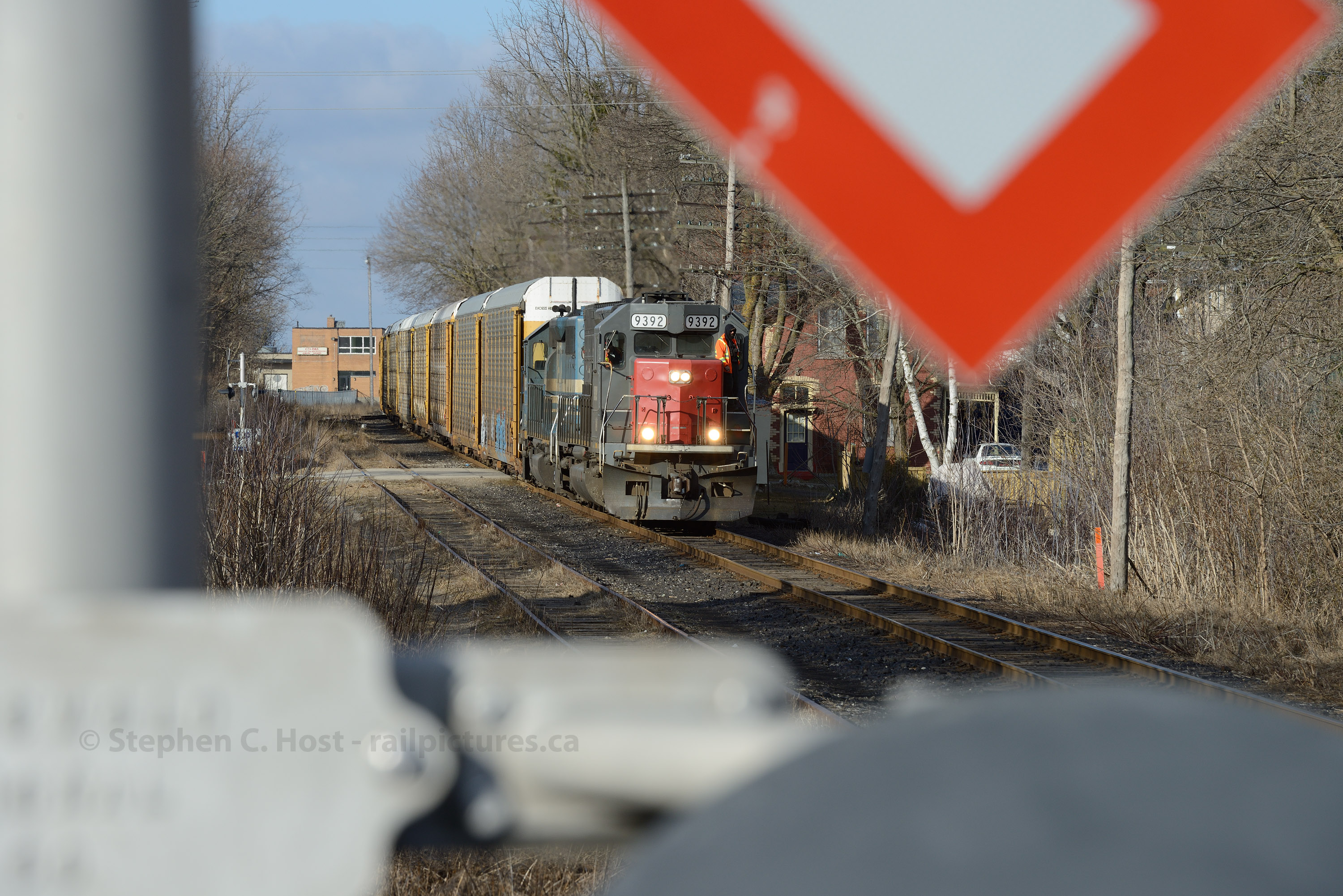 Railpictures.ca - Stephen C. Host Photo: Smoke Break for the Conductor as the train has slowed ...