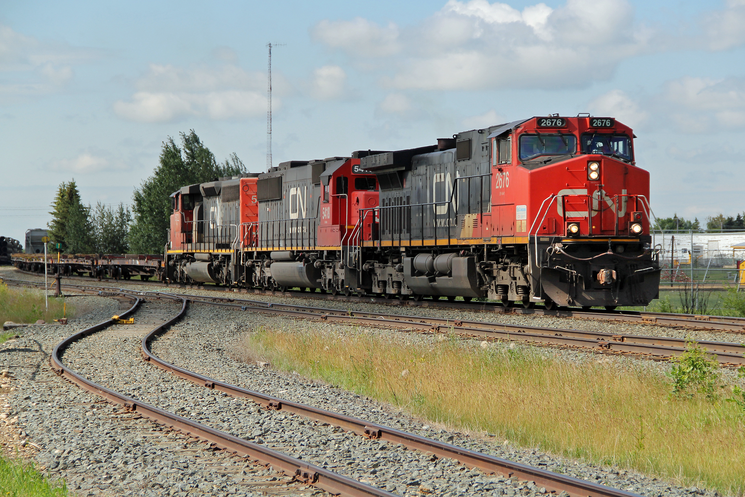 Railpictures.ca - colin arnot Photo: Switching in CN’s Camrose Yard. DASH 9-44CW CN 2676, SD60 ...