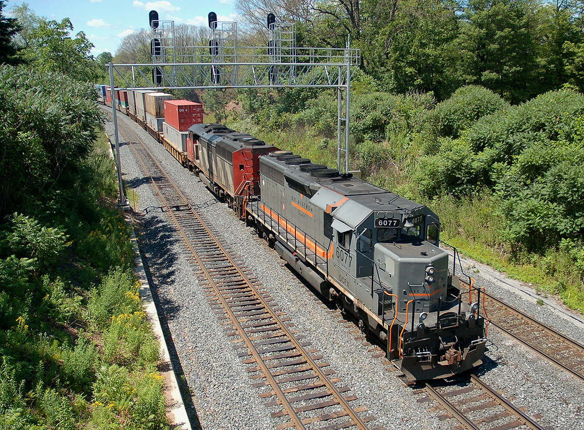 Railpictures.ca - James Gardiner Photo: 148 passing through Snake with GCFX 6077 – CN 5454, both ...