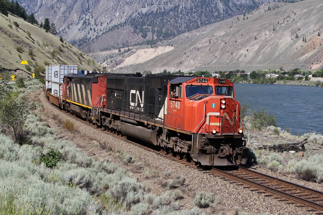 Railpictures.ca - Steve Arnot Photo: CN SD75I 8029 and Dash 8-40CM 2403 lead an intermodal ...