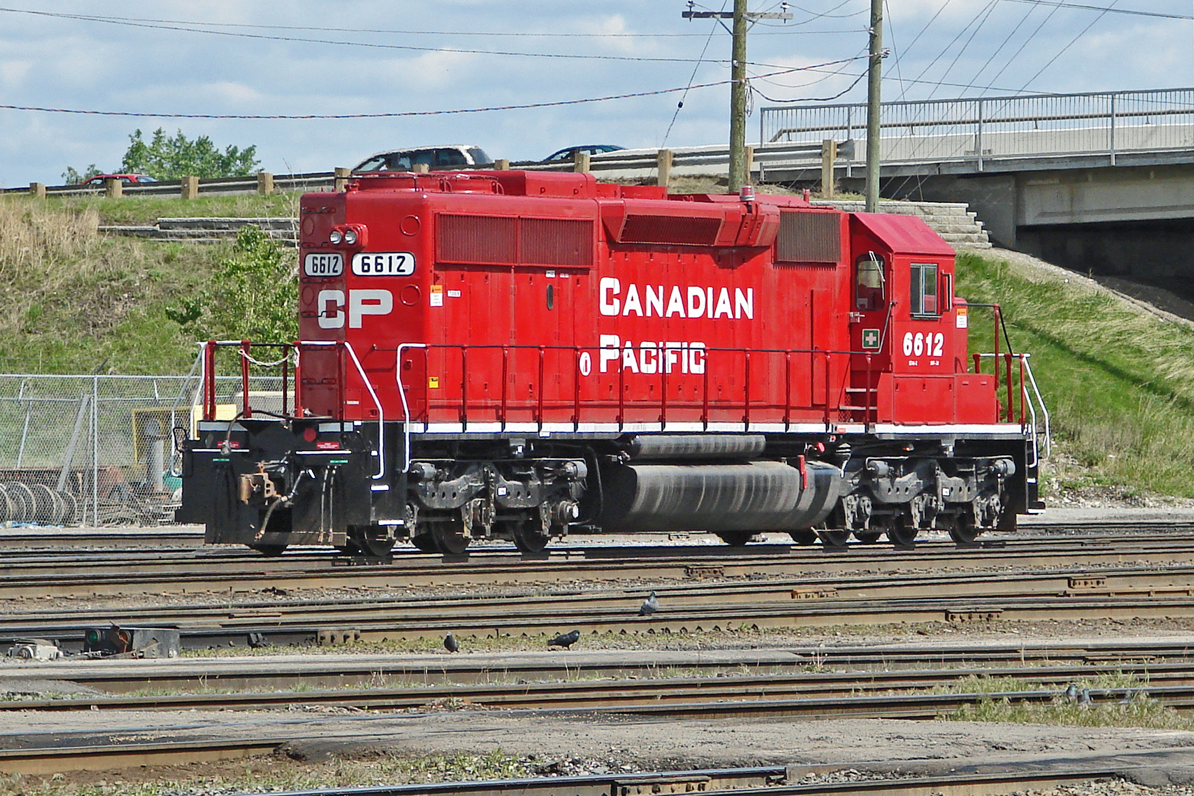 Railpictures.ca - colin arnot Photo: EX SOO SD40-2 6612 sits in Alyth Yard waiting it’s next ...