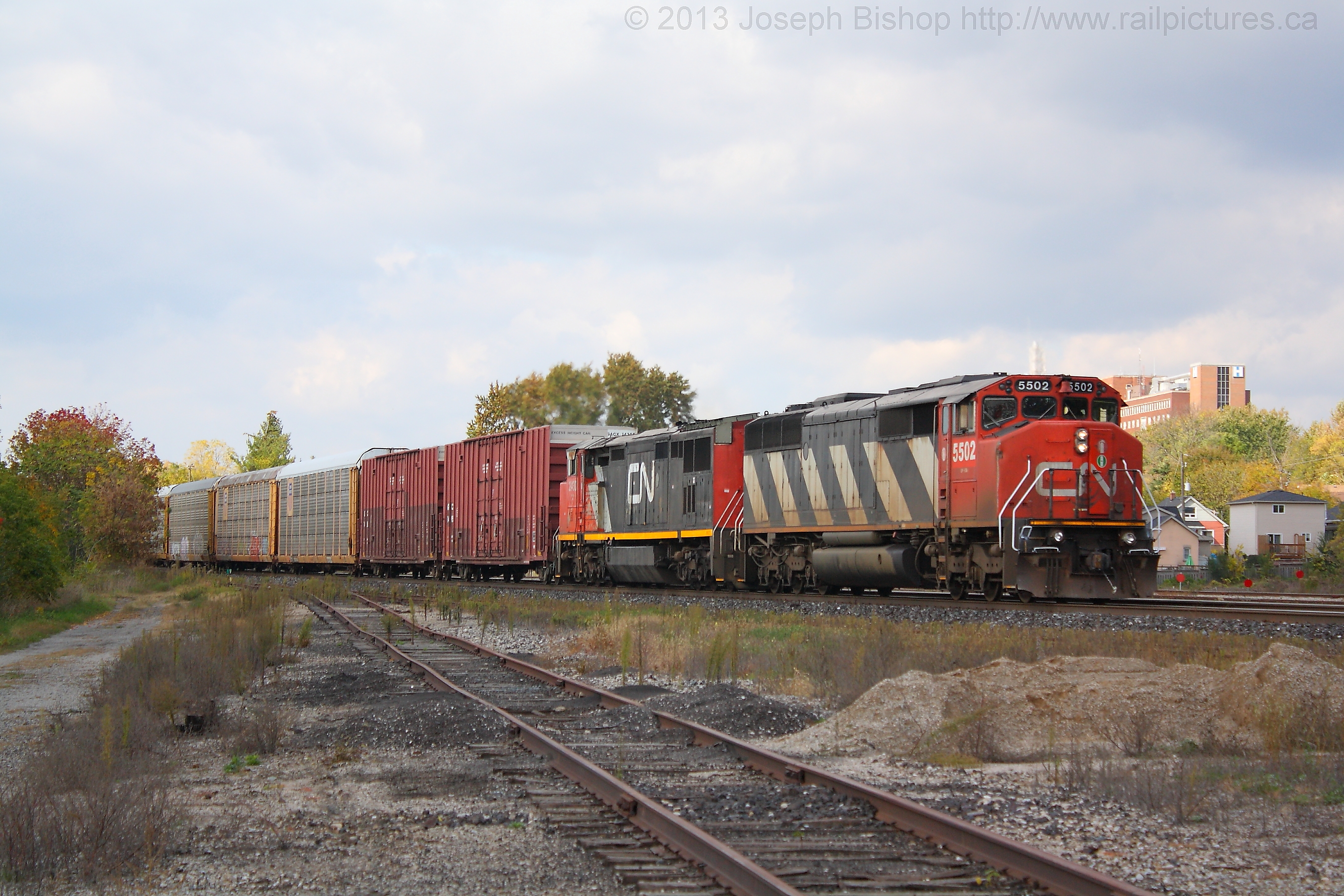 Railpictures.ca - Joseph Bishop Photo: CN 5502 a rare SD50AF leads CN 148 by Brantford on a ...