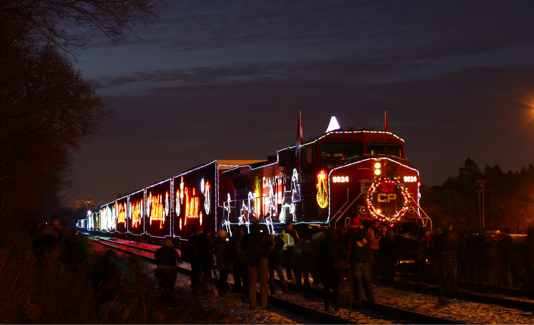 Railpictures.ca - Mark MacCauley Photo: The CP Holiday train, having just arrived at Kinnear ...