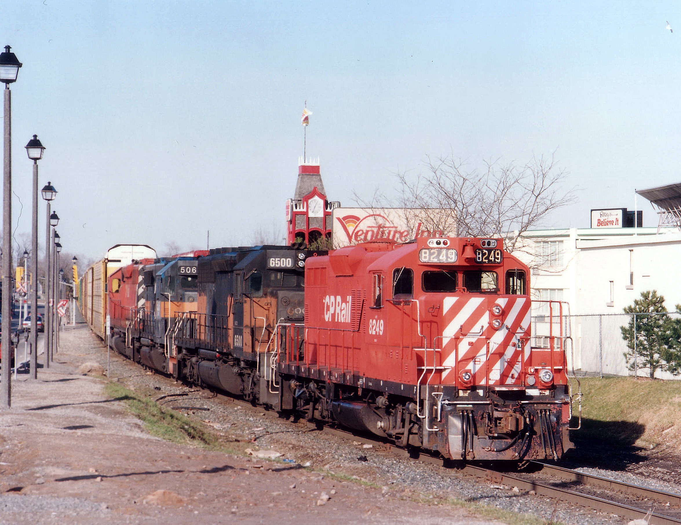 Railpictures.ca - A.W. Mooney Photo: CP’s #523 was one of many daily trains to and from the USA ...