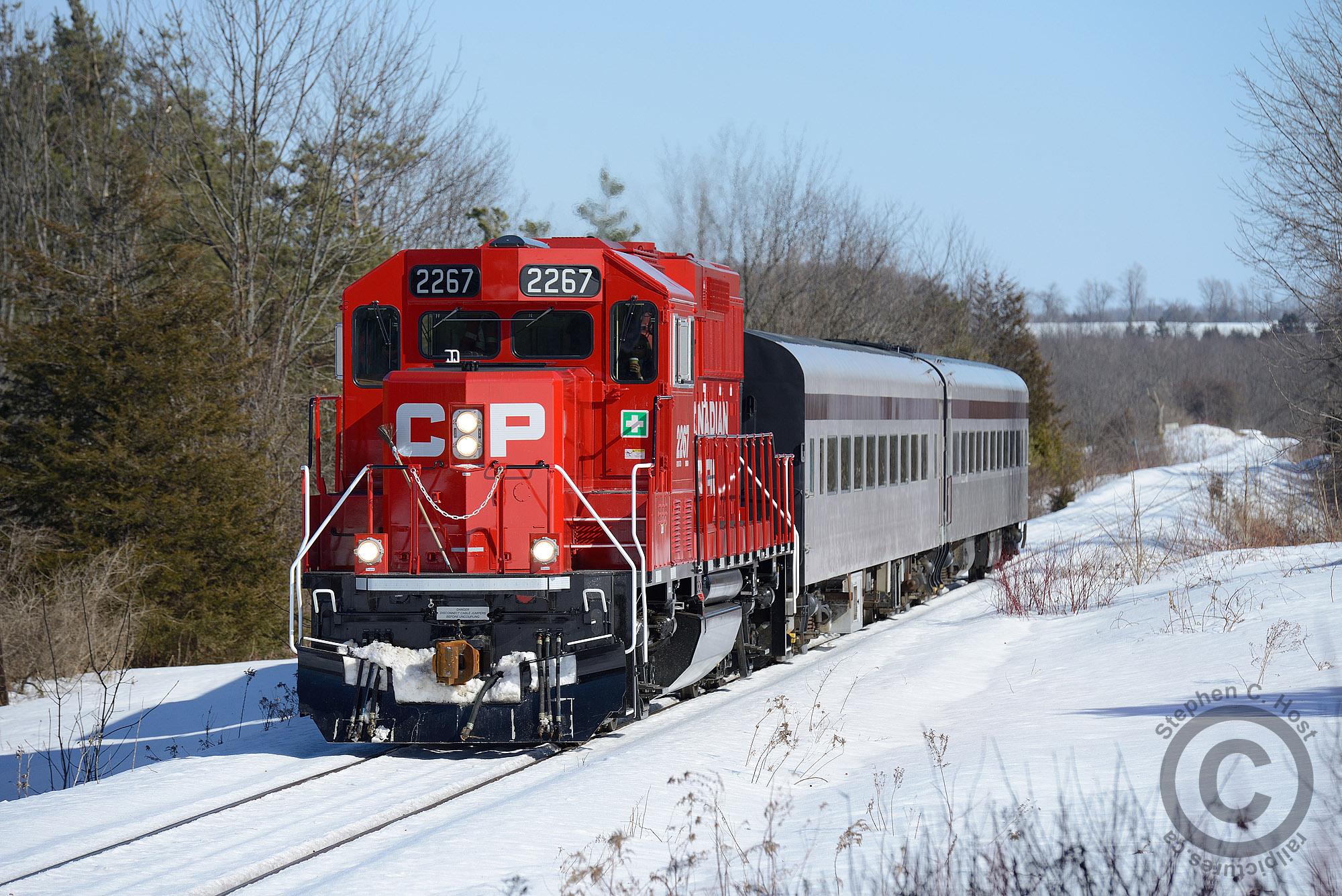 Railpictures.ca - Stephen C. Host Photo: … if CP was hauling passenger trains in 2014, what ...