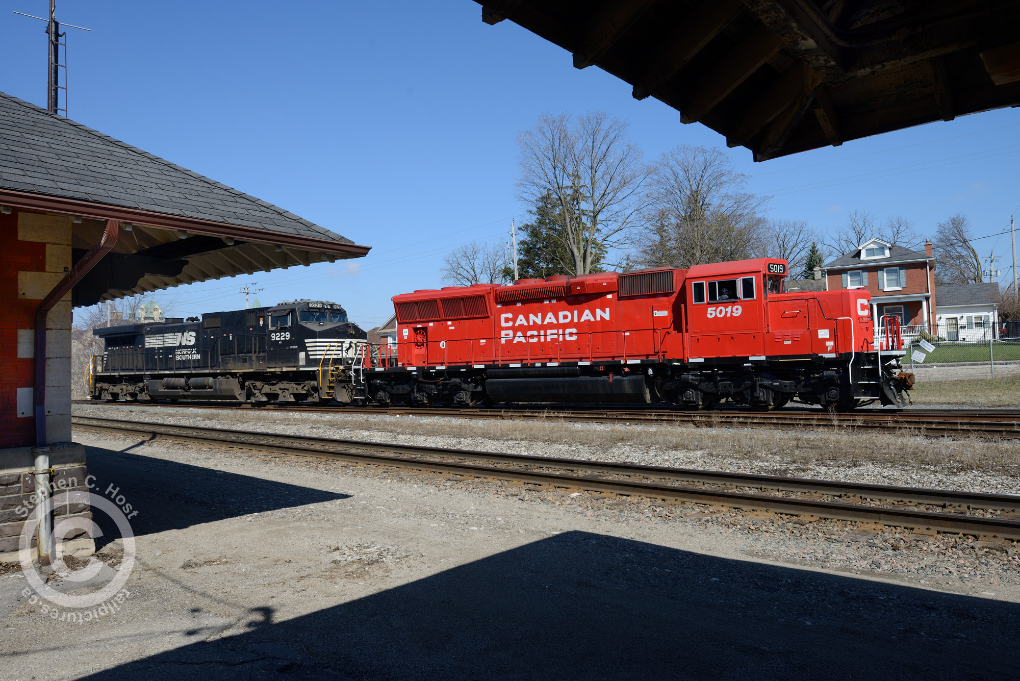 Railpictures.ca - Stephen C. Host Photo: CP 244 has finished setting off a few thousand feet of ...