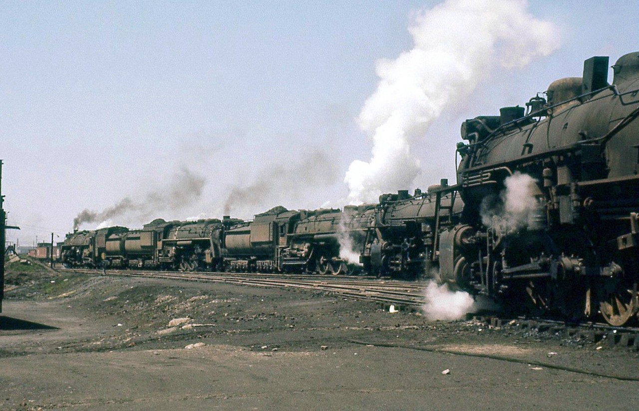 Railpictures.ca - Bill Thomson Photo: Steamy day at the roundhouse! A gathering of large of ...
