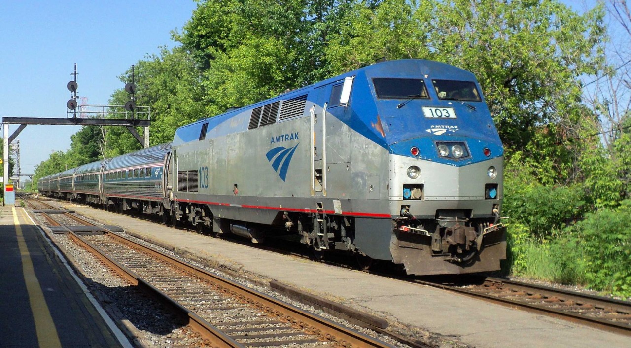 Railpictures.ca - Jean-Pierre Brossard Photo: Amtrak 103 on route68 Adirondack stop in ST ...
