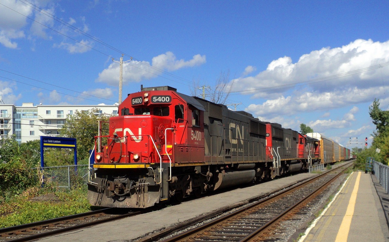 Railpictures.ca - Jean-Pierre Brossard Photo: CN-5400 leading loco a SD-60 leading loco pulling ...