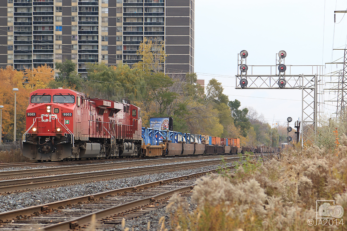 Railpictures.ca - JA Photo: CP 9503 and 9350 roll on through Bloor. | Railpictures.ca – Canadian ...