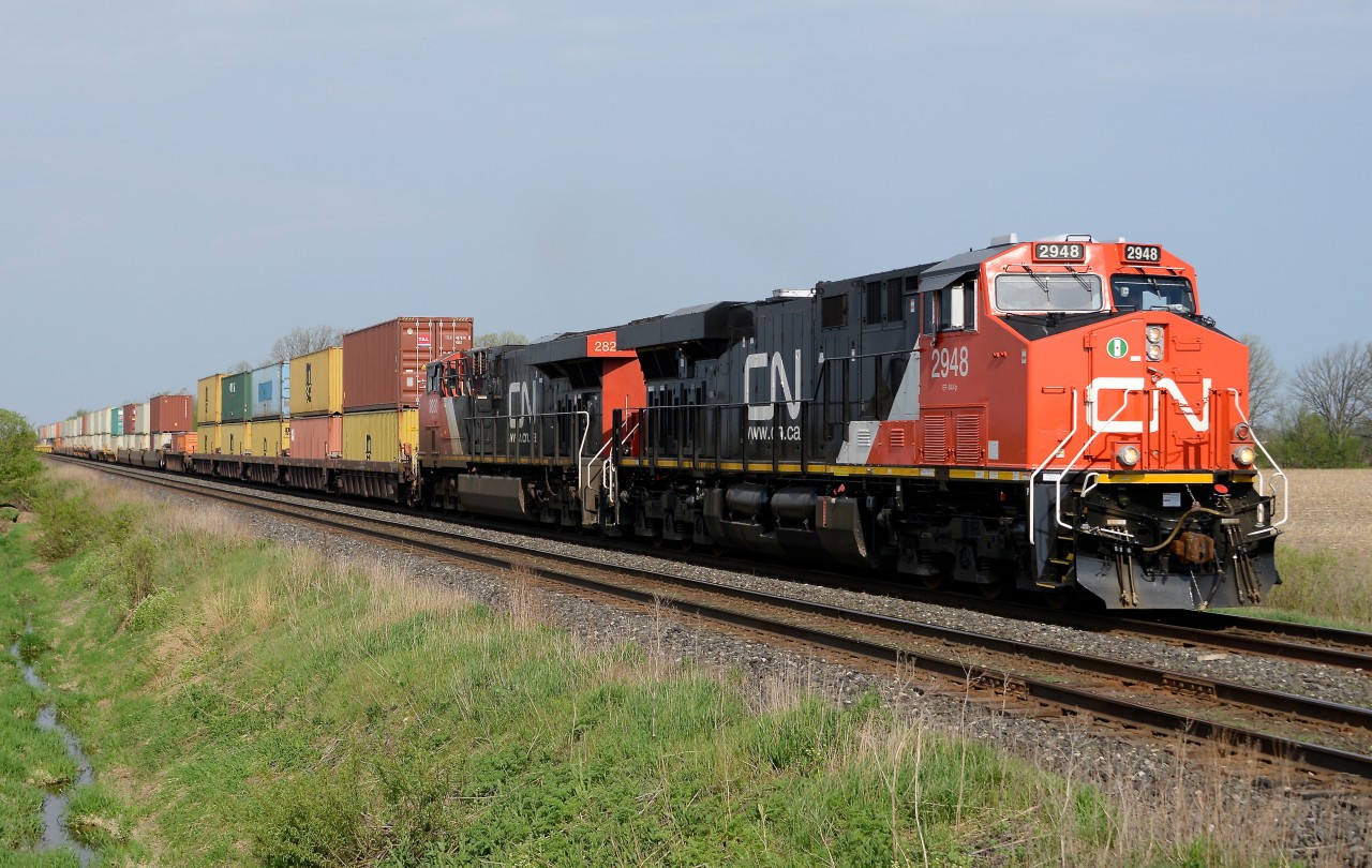 Railpictures.ca - Marc Dease Photo: CN 2948 leads train 148 east out of Sarnia at Waterworks ...