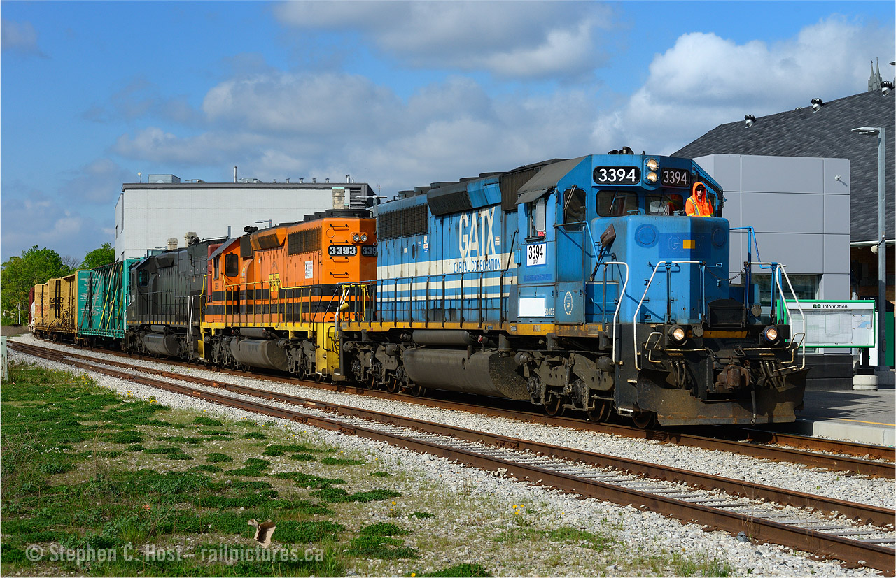 Railpictures.ca - Stephen C. Host Photo: Surprise! GSCX 7369 is now GEXR 3394, a quick patch job ...