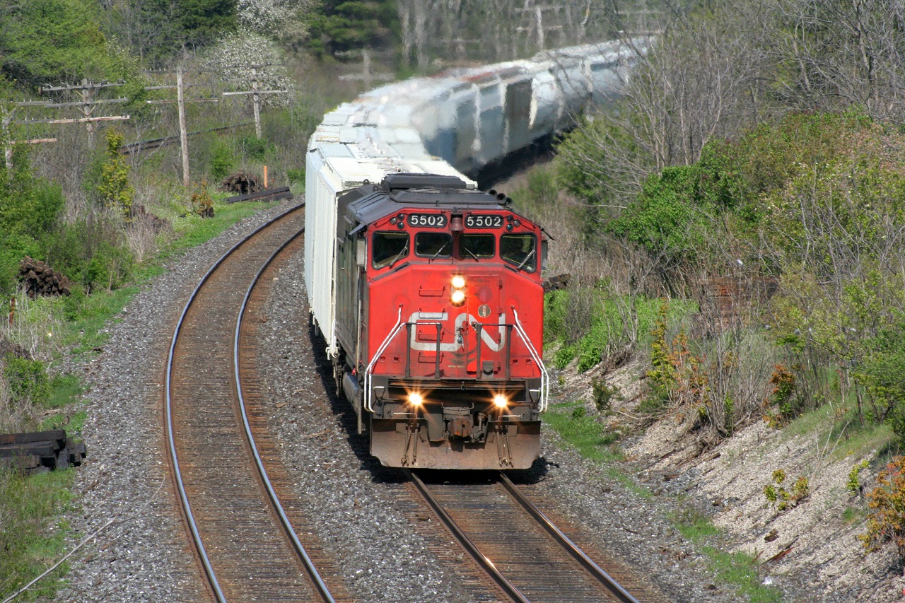Railpictures.ca - Kevin Flood Photo: A solo CN SD60F leads a westbound manifest out of London ...