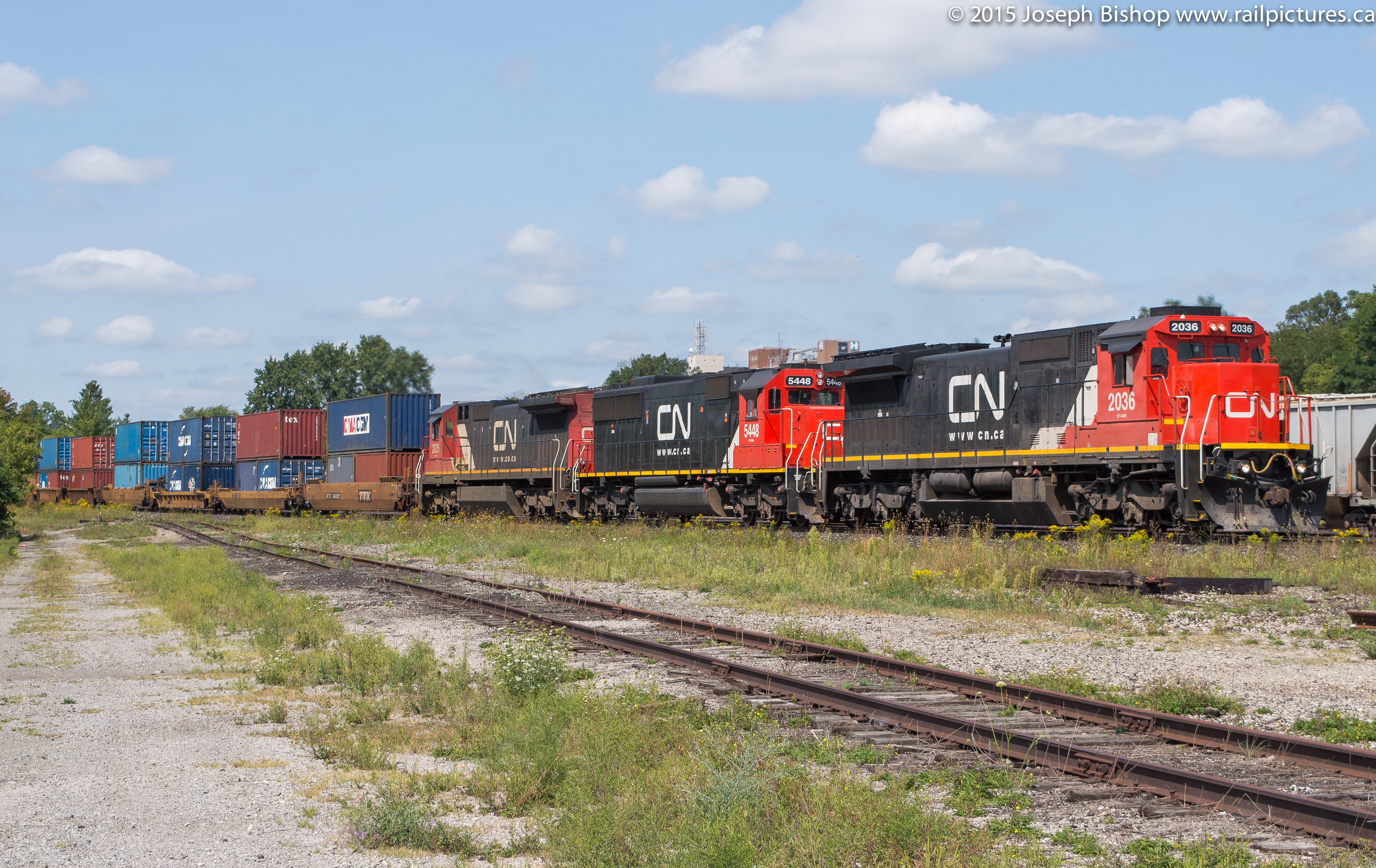 Railpictures.ca - Joseph Bishop Photo: CN 148 cruises through Brantford with an awesome consist ...
