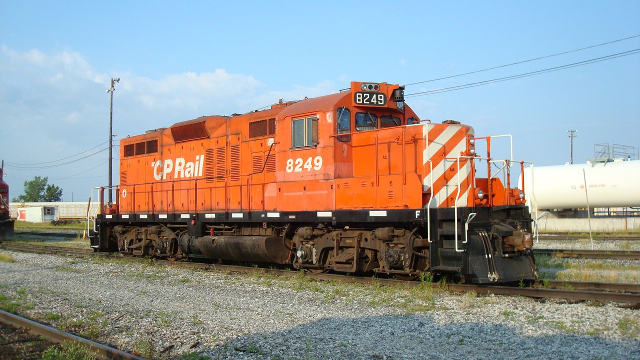 Railpictures.ca - Paul Santos Photo: GP9 8249 sits at Agincourt Yard ready for service ...