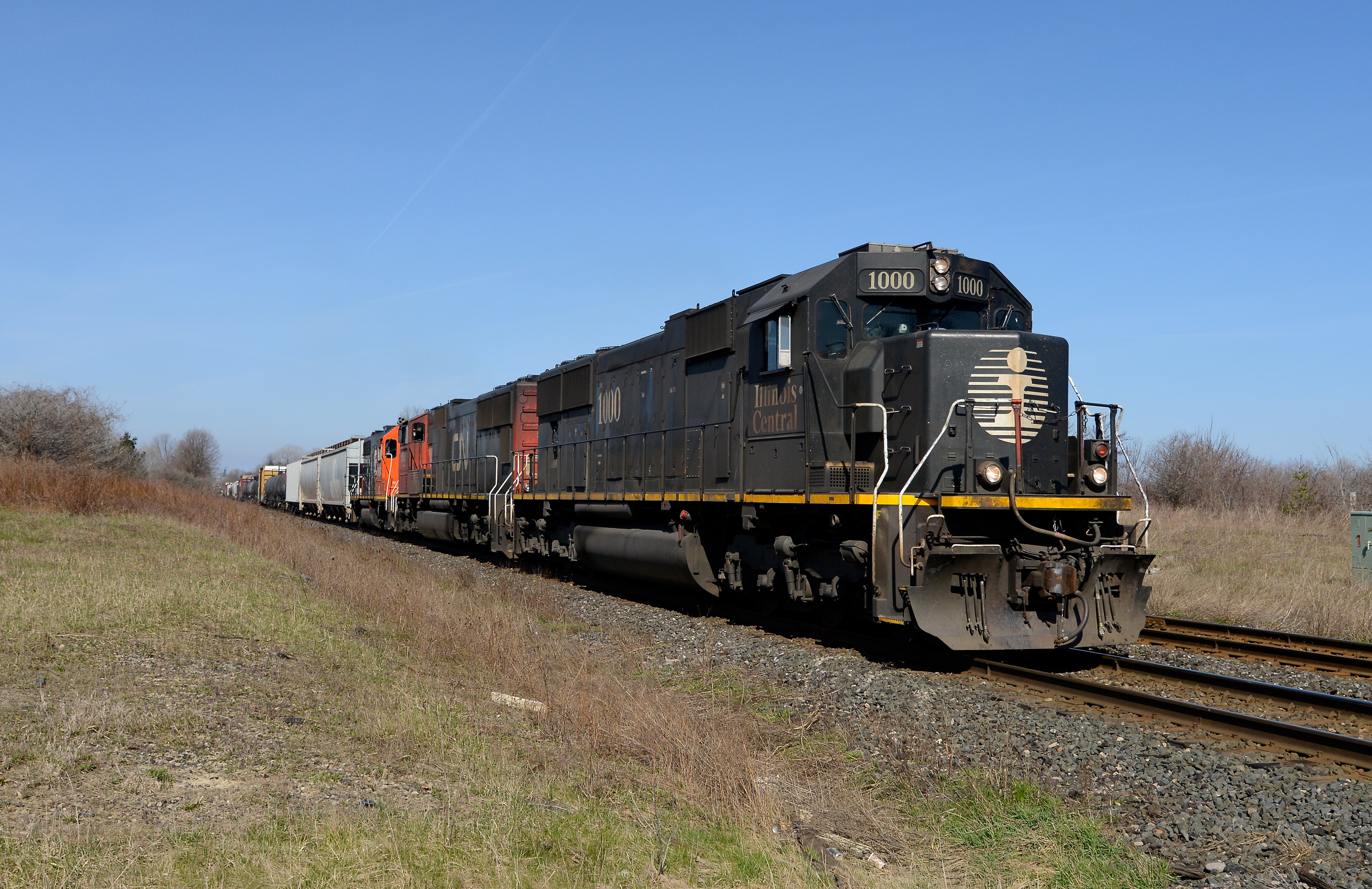Railpictures.ca - Marc Dease Photo: IC 1000 with CN 5626 and IC 9604 eastbound at Forest Road ...
