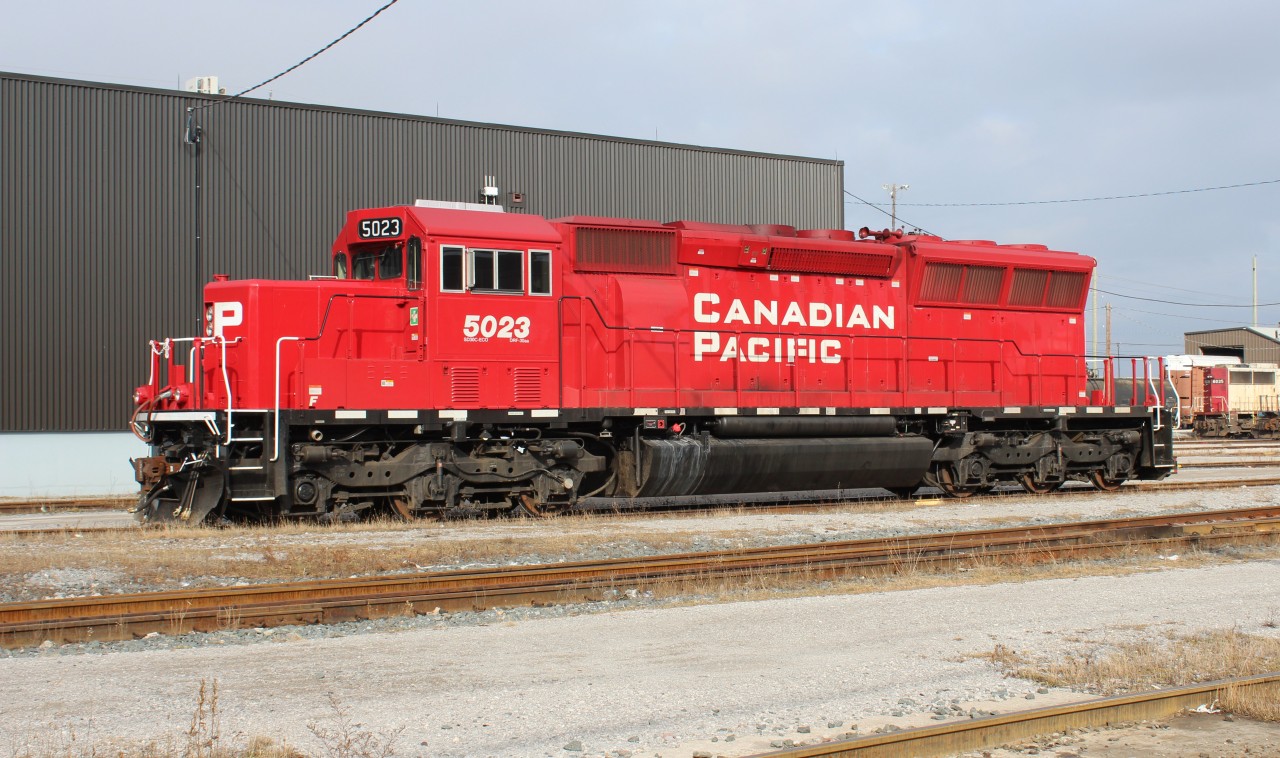Railpictures.ca - Paul Santos Photo: This locomotive is from CP’s second order of 30 more SD30C ...