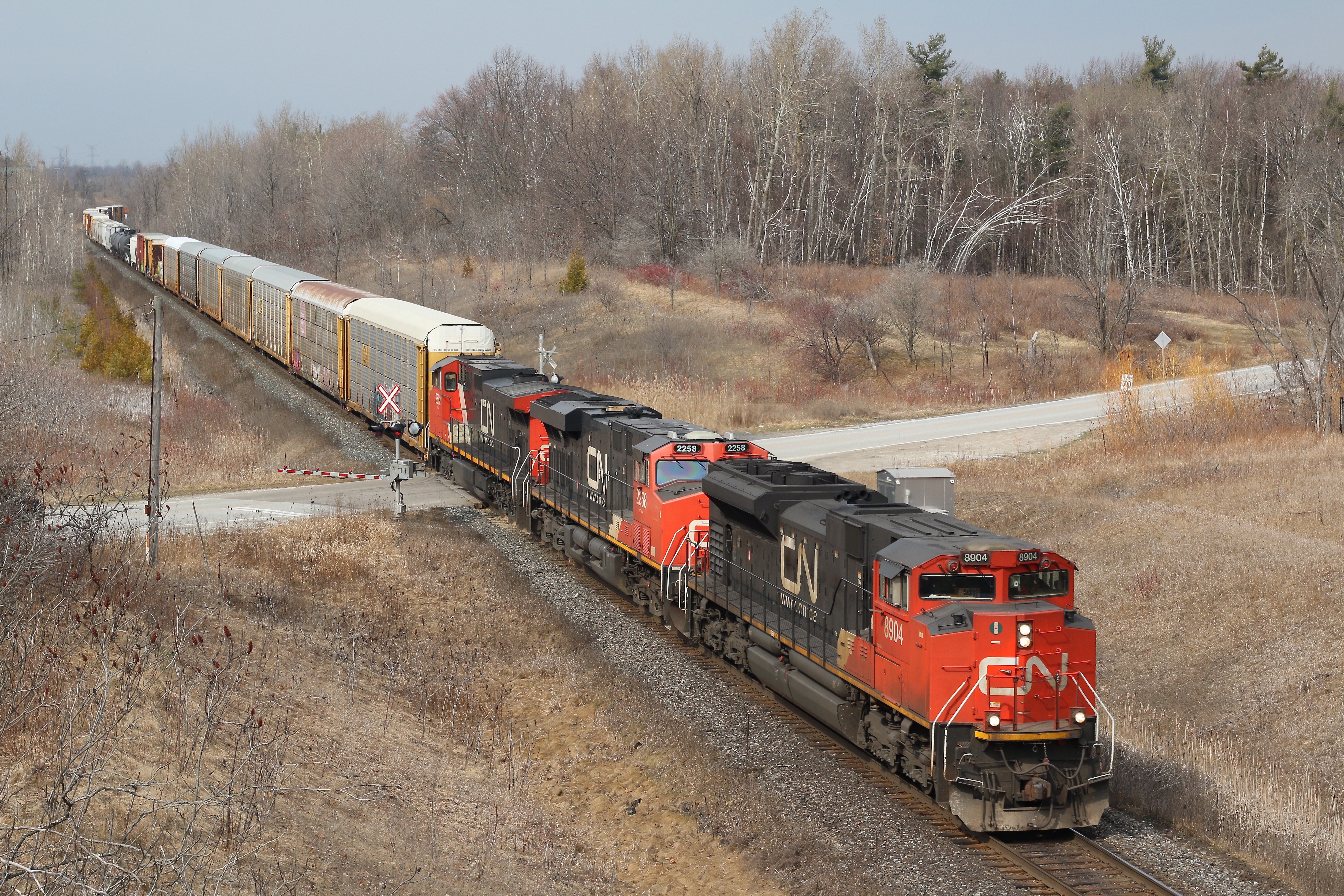 Railpictures.ca - Marcus W Stevens Photo: The grey sky briefly brightens up long enough for CN ...