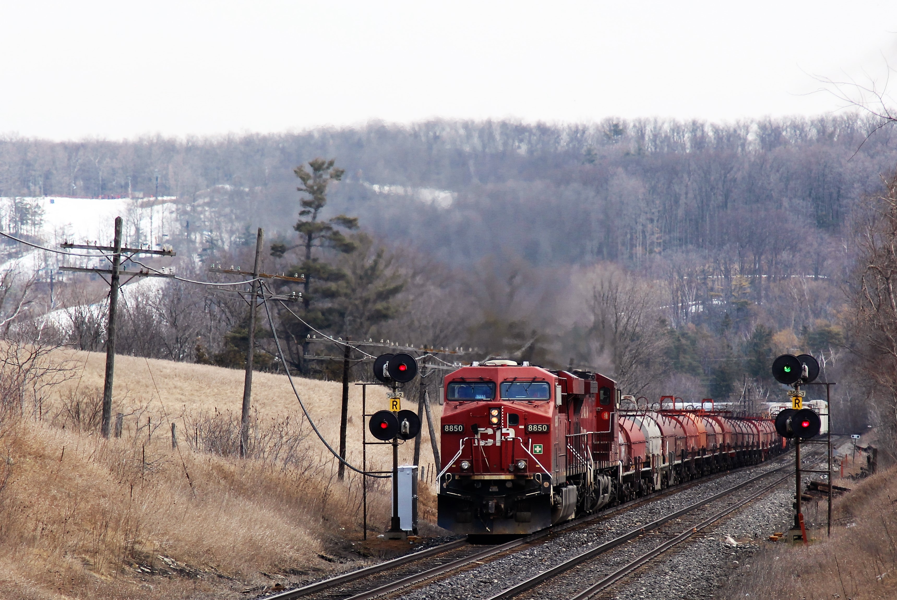 Railpictures.ca - BPurdy Photo: After waiting for CP 246 to clear the Hamilton sub, CP 247 lead ...