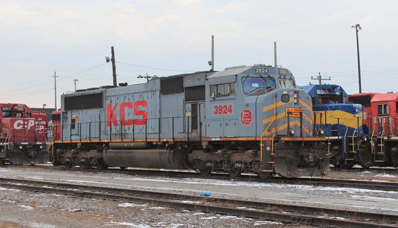 Railpictures.ca - Paul Santos Photo: This SD70MAC actually started out as a Mexican Railway ...