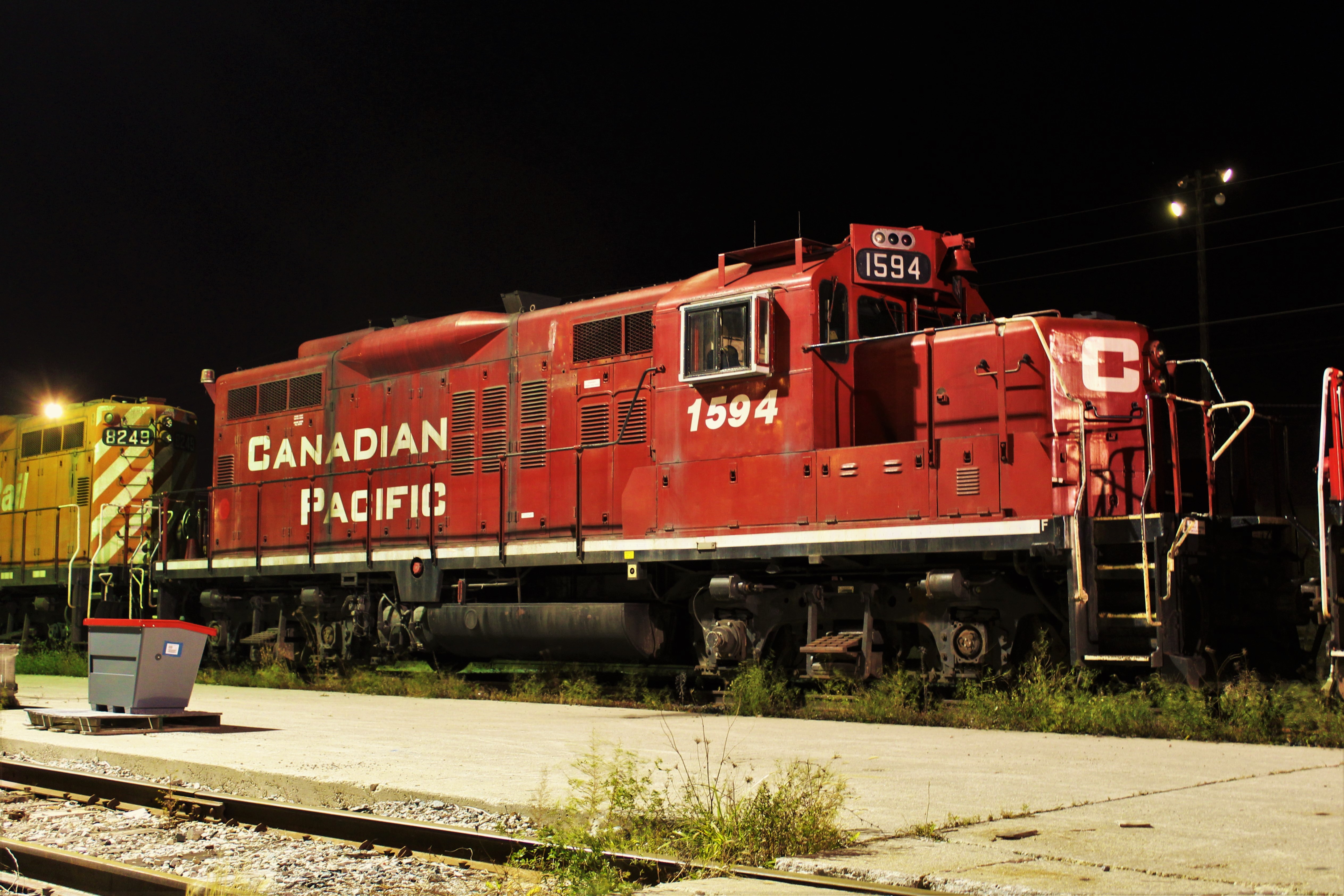 Railpictures.ca - Paul Santos Photo: Built in 1957 GP9u 1594 is now property of the Ontario ...