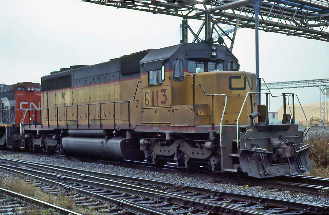 Railpictures.ca - Roger Lalonde Photo: Canadian National EMD SD40-2 No.6113 Ex-UP 4113, former ...