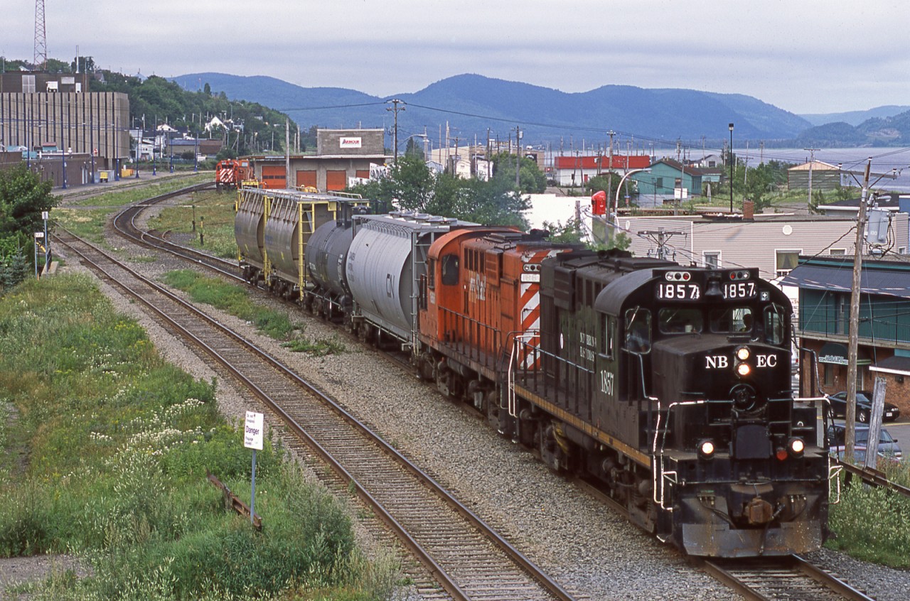 Railpictures.ca - Matt Watson Photo: NBEC 1857 and 1866 lead a short local eastward out of ...