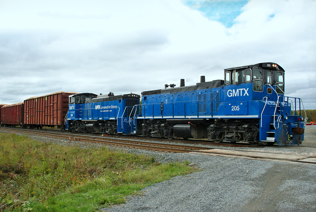 Railpictures.ca - Roger Lalonde Photo: Two GMTX MP15DC 205 and 209 on CN tracks at St. Leonard ...