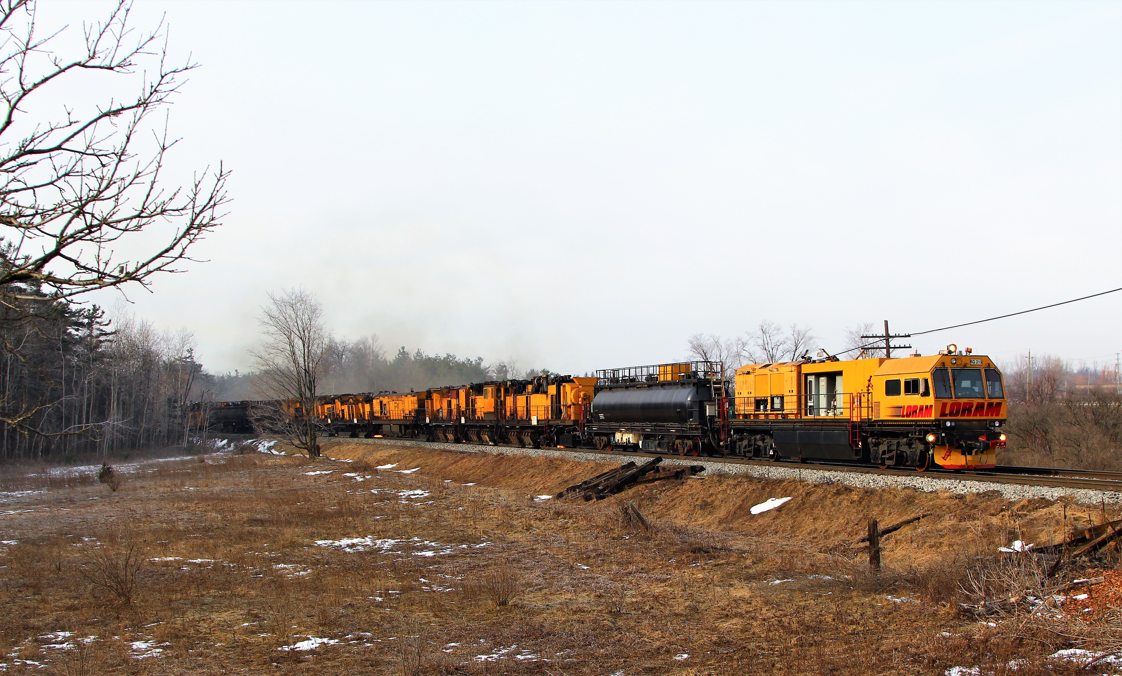Railpictures.ca - BPurdy Photo: The Loram Rail Grinder #319 makes it way up to MM37 on the Galt ...