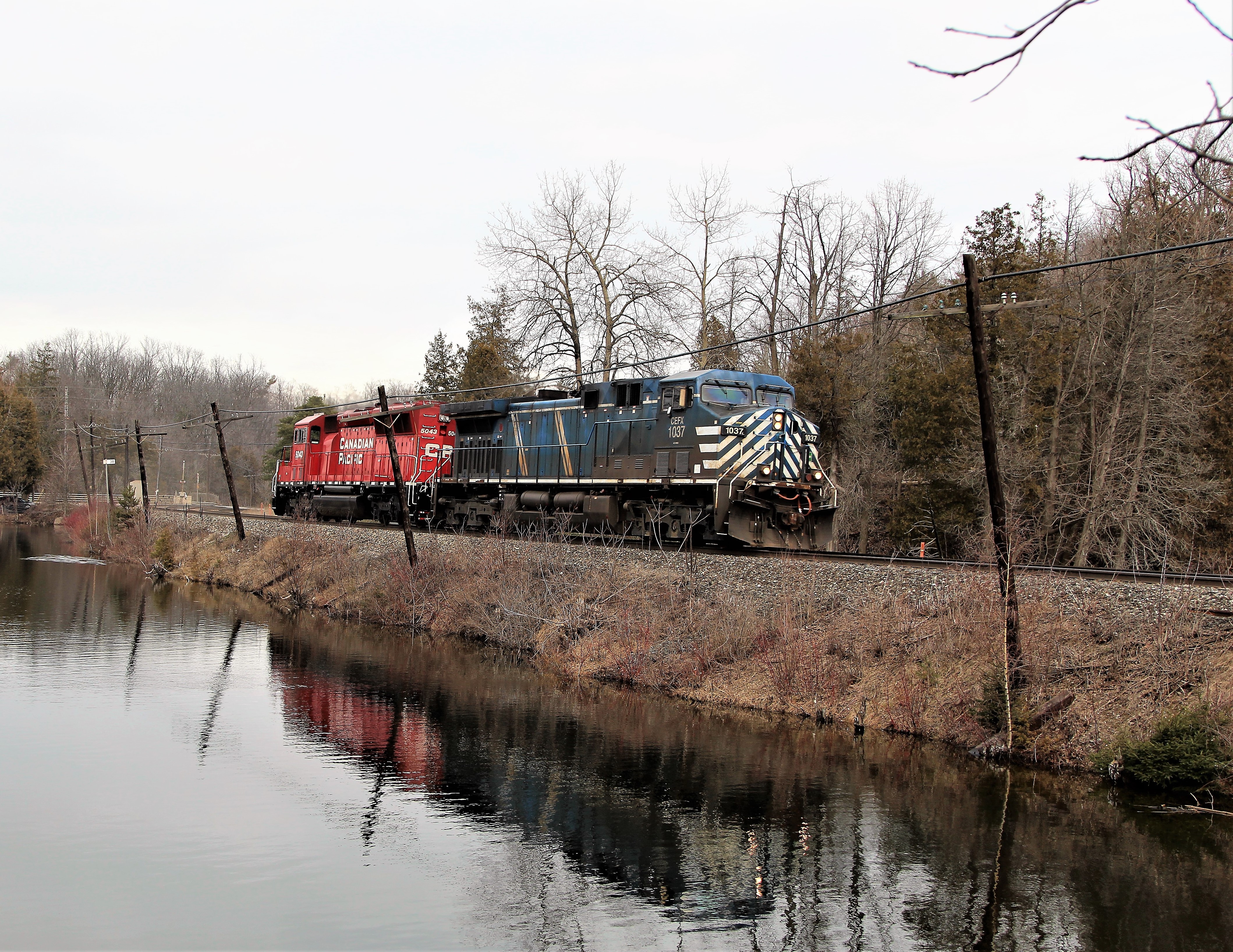 Railpictures.ca - BPurdy Photo: Todays CP 147 is running light power with CEFX 1037 and CP 5043 ...
