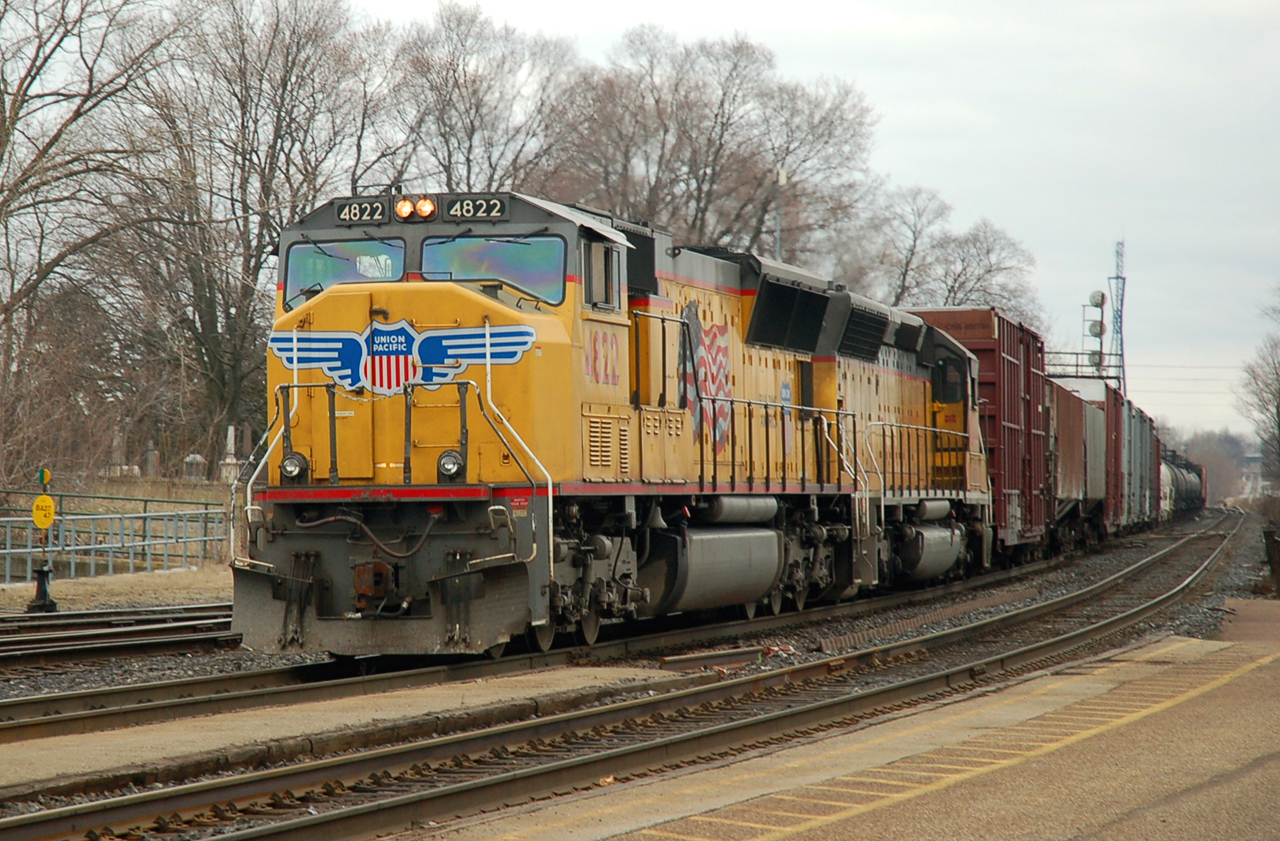 Railpictures.ca - James Gardiner Photo: Back in the heyday of FPON, you never could tell just ...