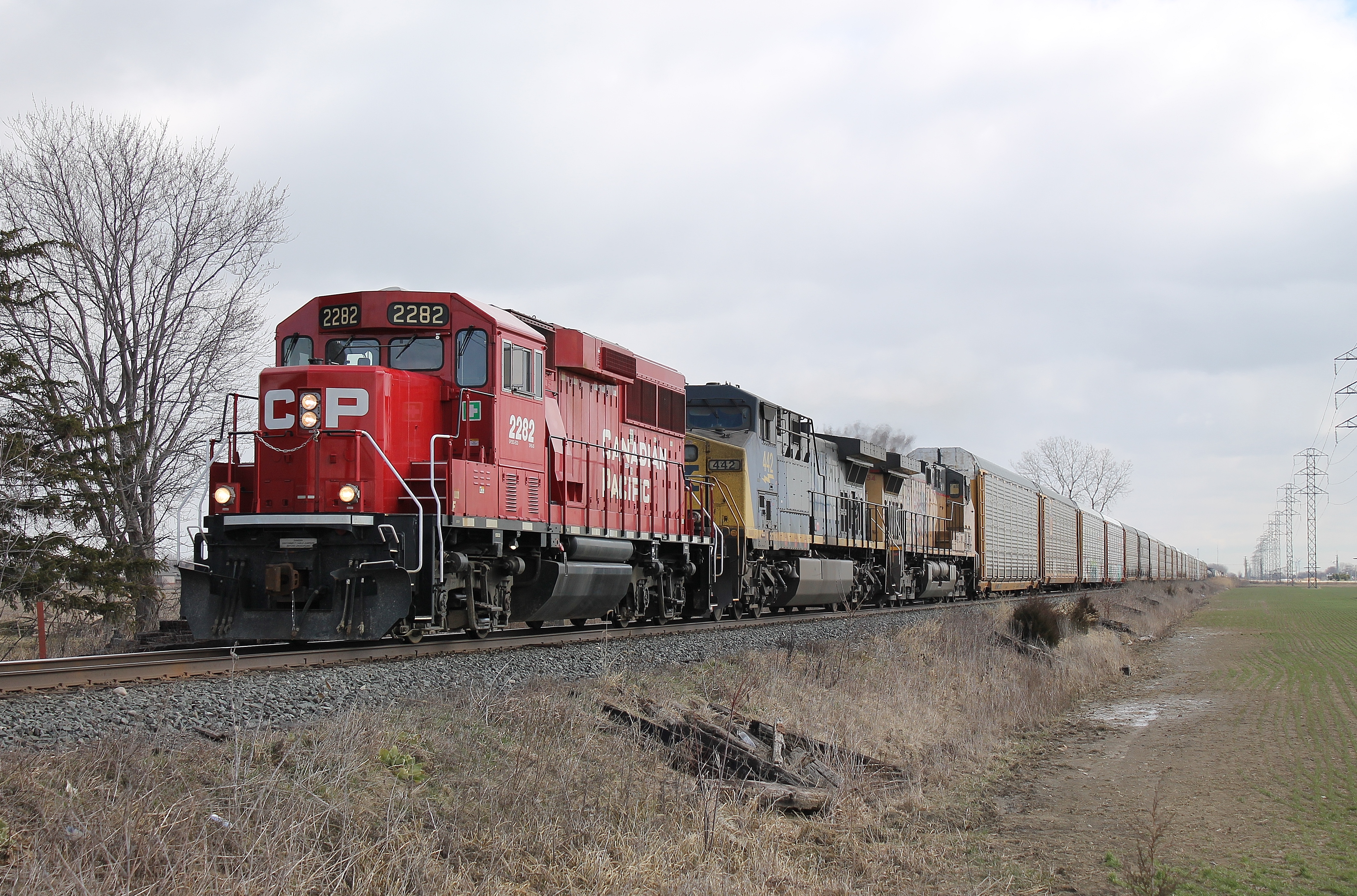 Railpictures.ca - Mike Molnar Photo: CP 141 travels through the sleepy town of Belle River on a ...