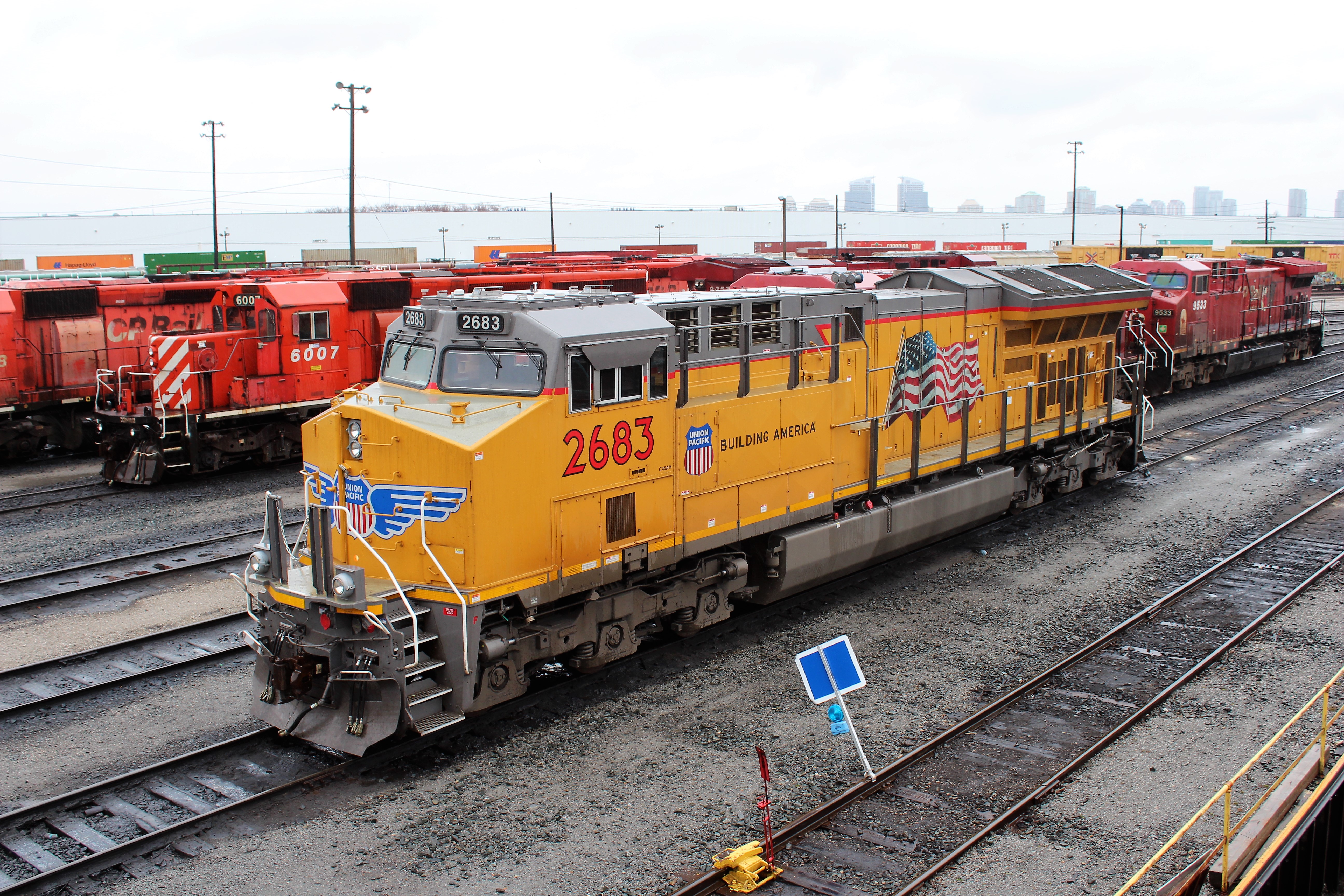 Railpictures.ca - Paul Santos Photo: A UP Tier 4 Evo pauses on the west side of the shop tracks ...