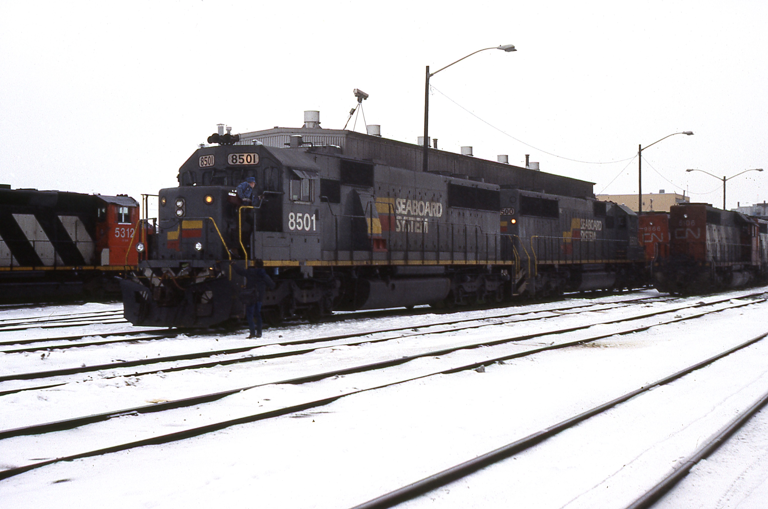 Railpictures.ca - Bruce Mercer collection Photo: A Doug Lawson photo. In early January 1984, CN ...