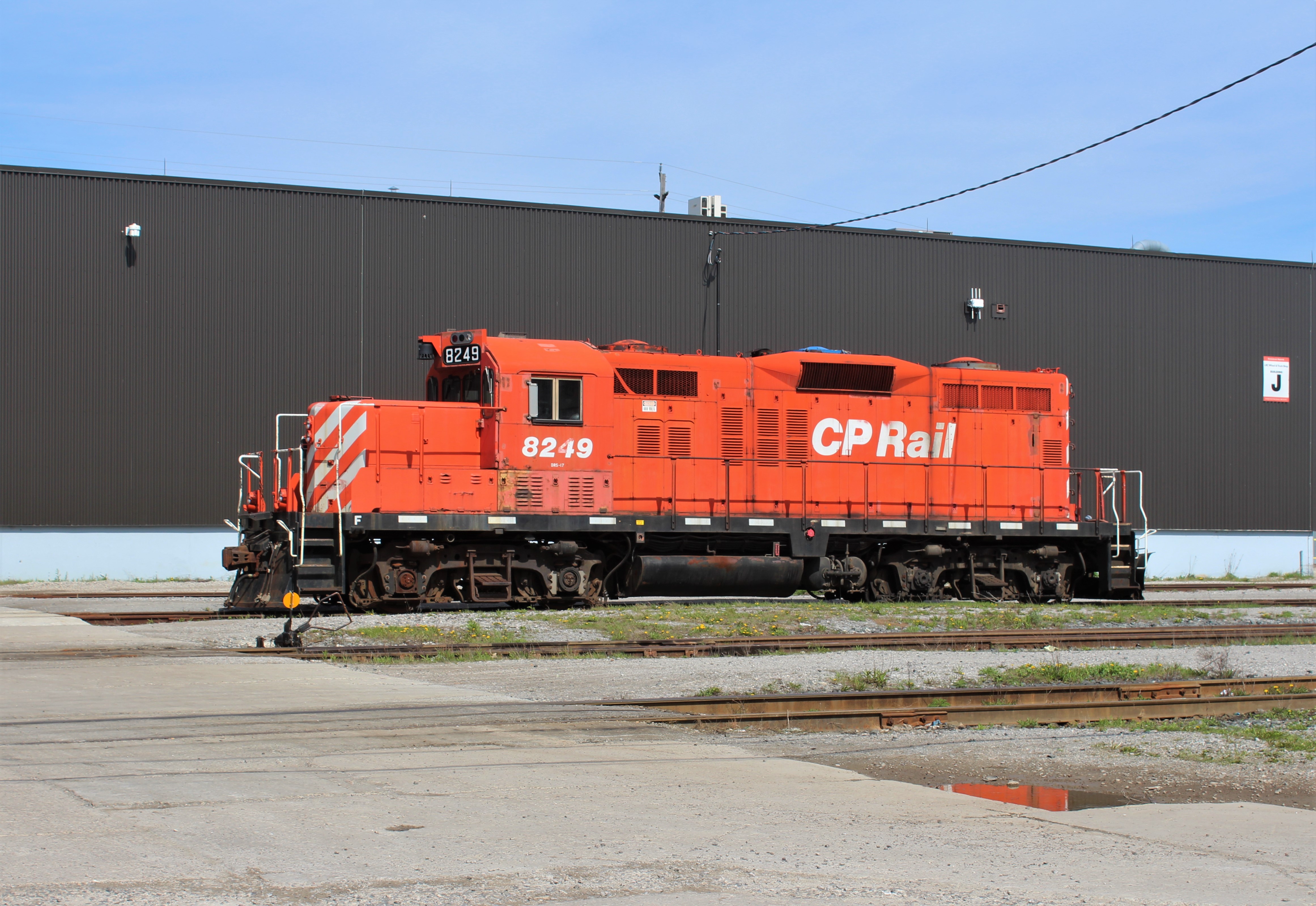 Railpictures.ca - Paul Santos Photo: Basking in the sun beside plant #2 at Agincourt one final ...