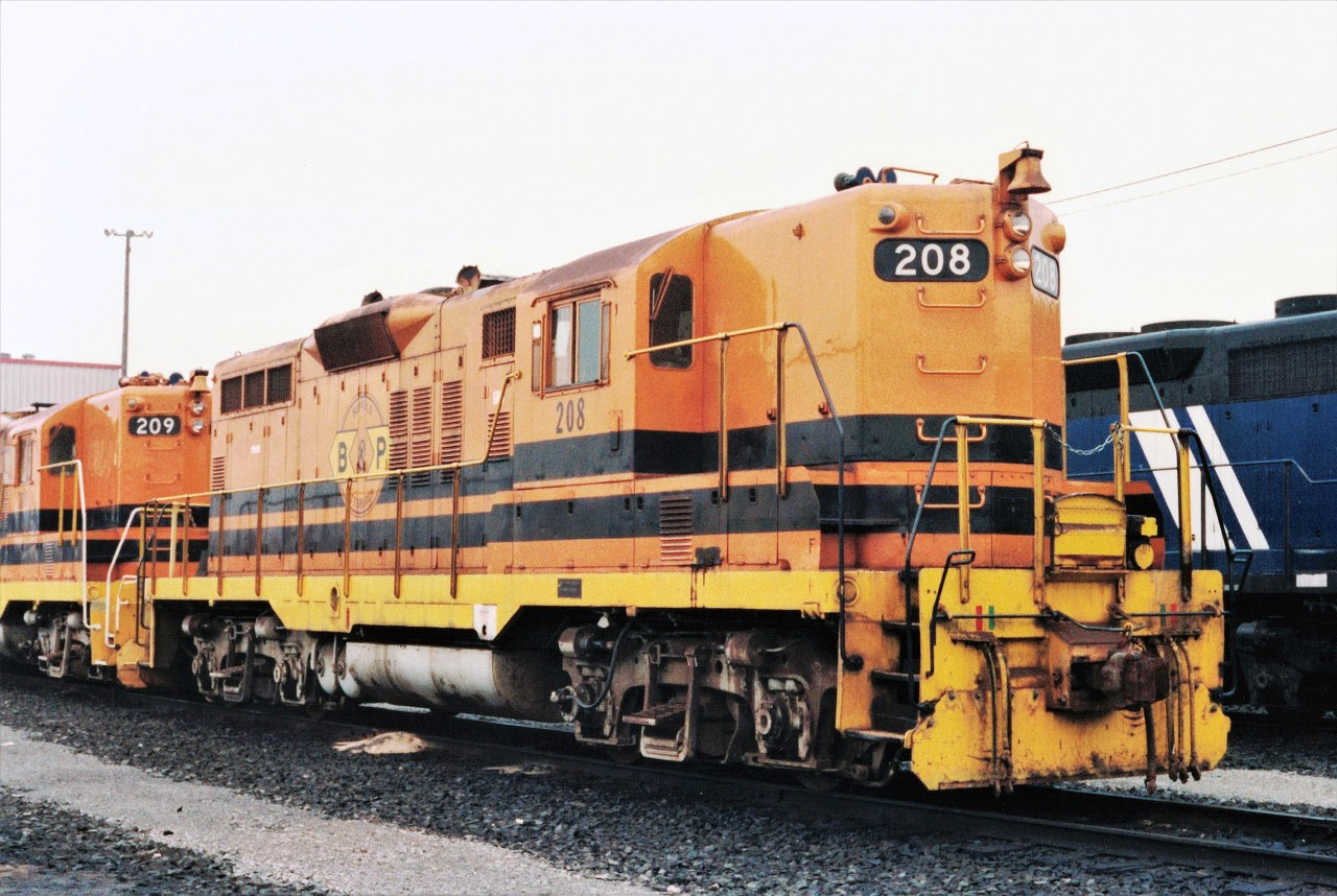 Railpictures.ca - Paul Santos Photo: High hood GP9 from the Buffalo & Pittsburgh in transit ...