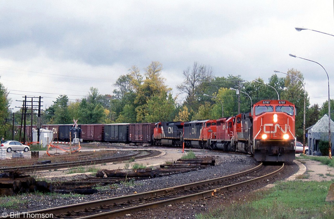 Railpictures.ca - Bill Thomson Photo: CN train 450 from North Bay heads through Washago on the ...