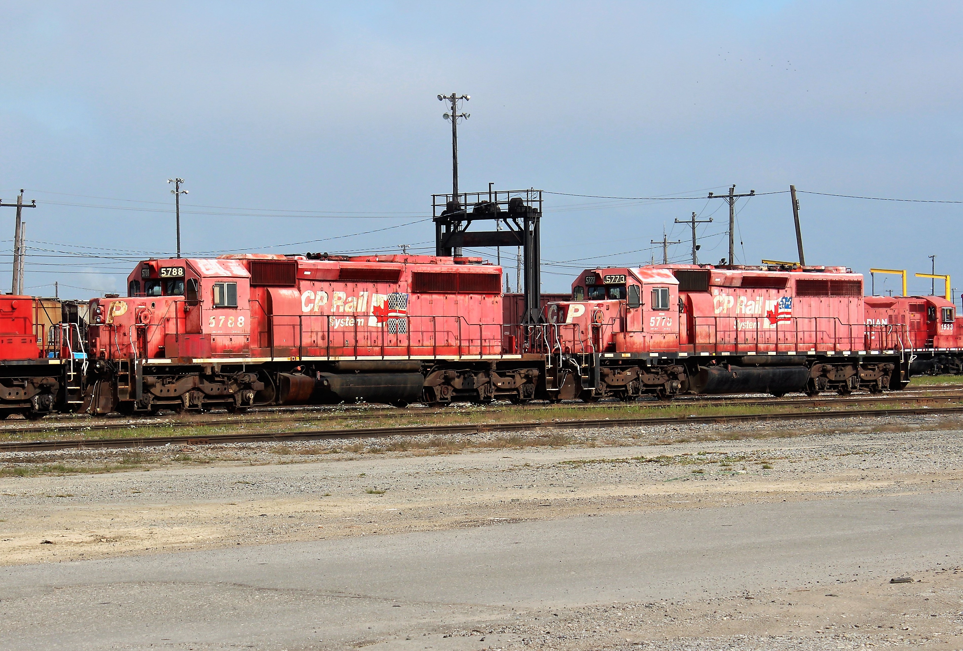 Railpictures.ca - Paul Santos Photo: A matching pair of faded dual flags painted CP SD40-2′s in ...